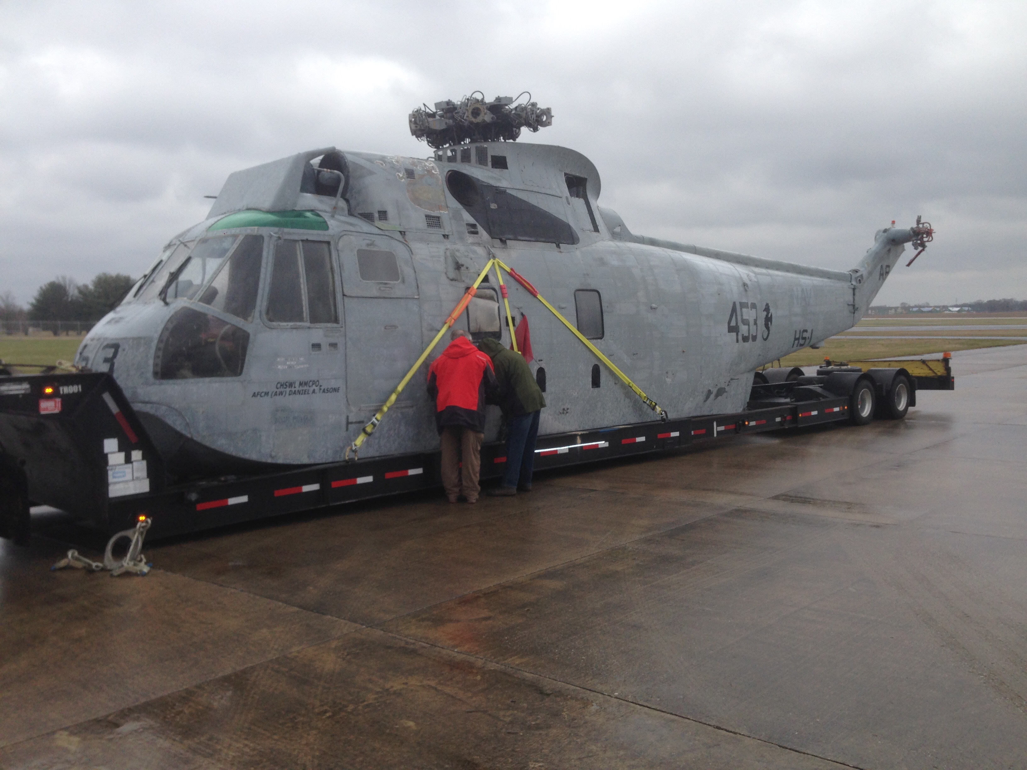Aviation Heritage Park's new helicopter lands in Bowling Green - WNKY ...