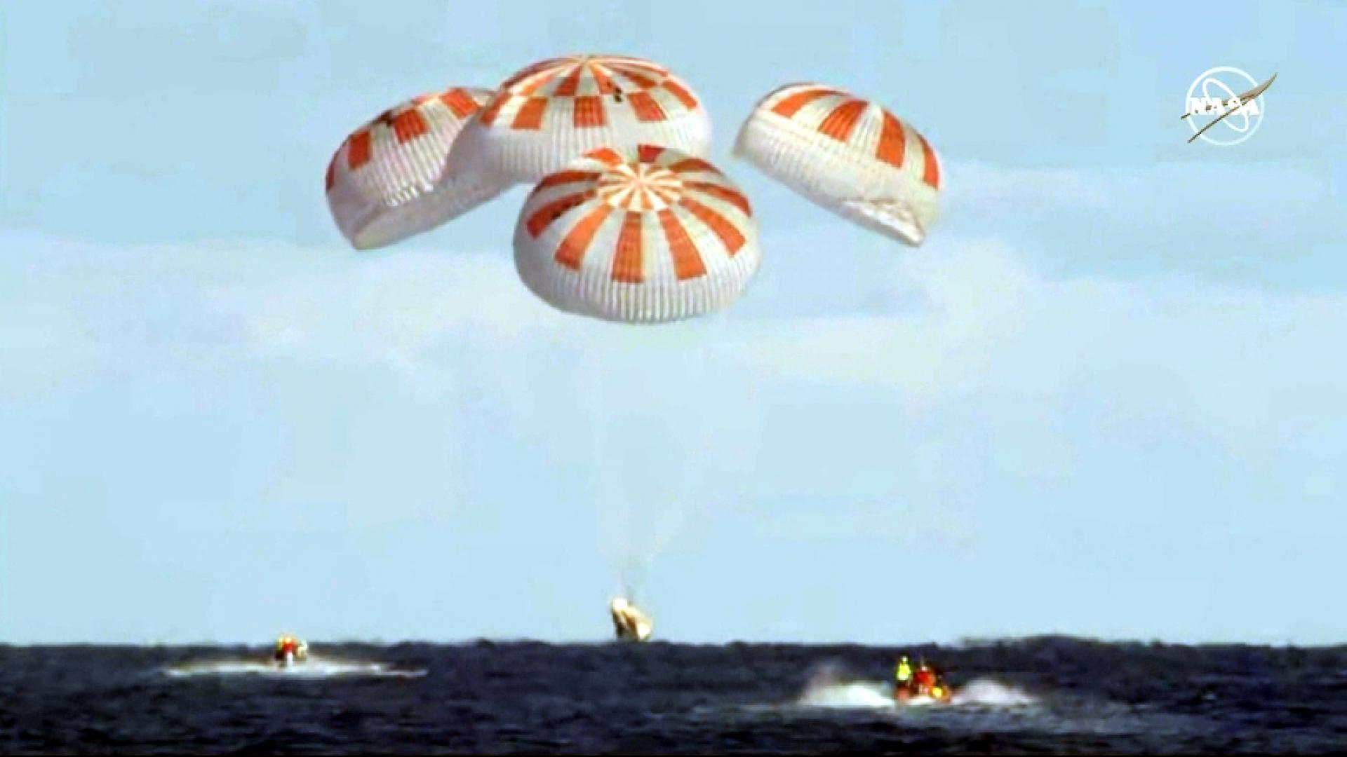 Splashdown! SpaceX Dragon crew capsule returns - WNKY News 40 Television