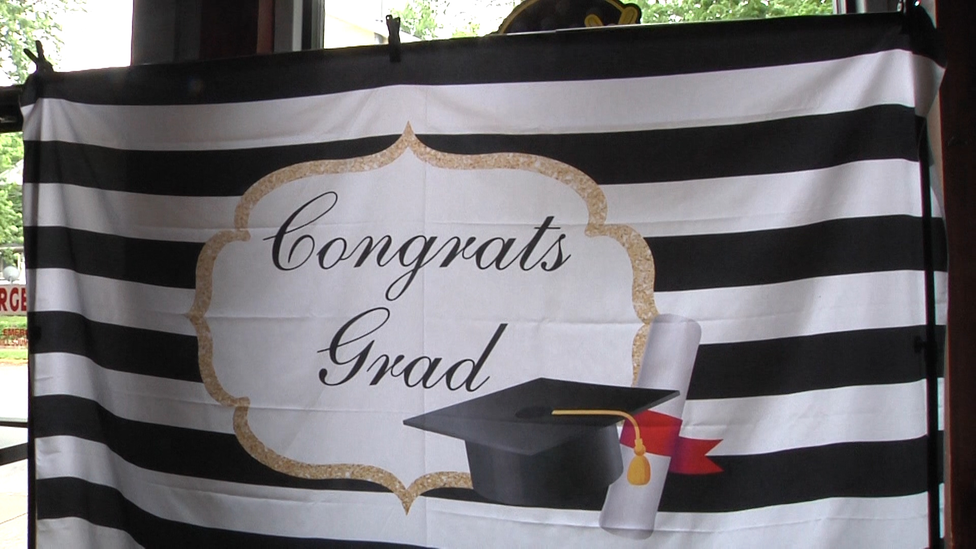 Graduation day means big business for hotels and restaurants - WNKY ...