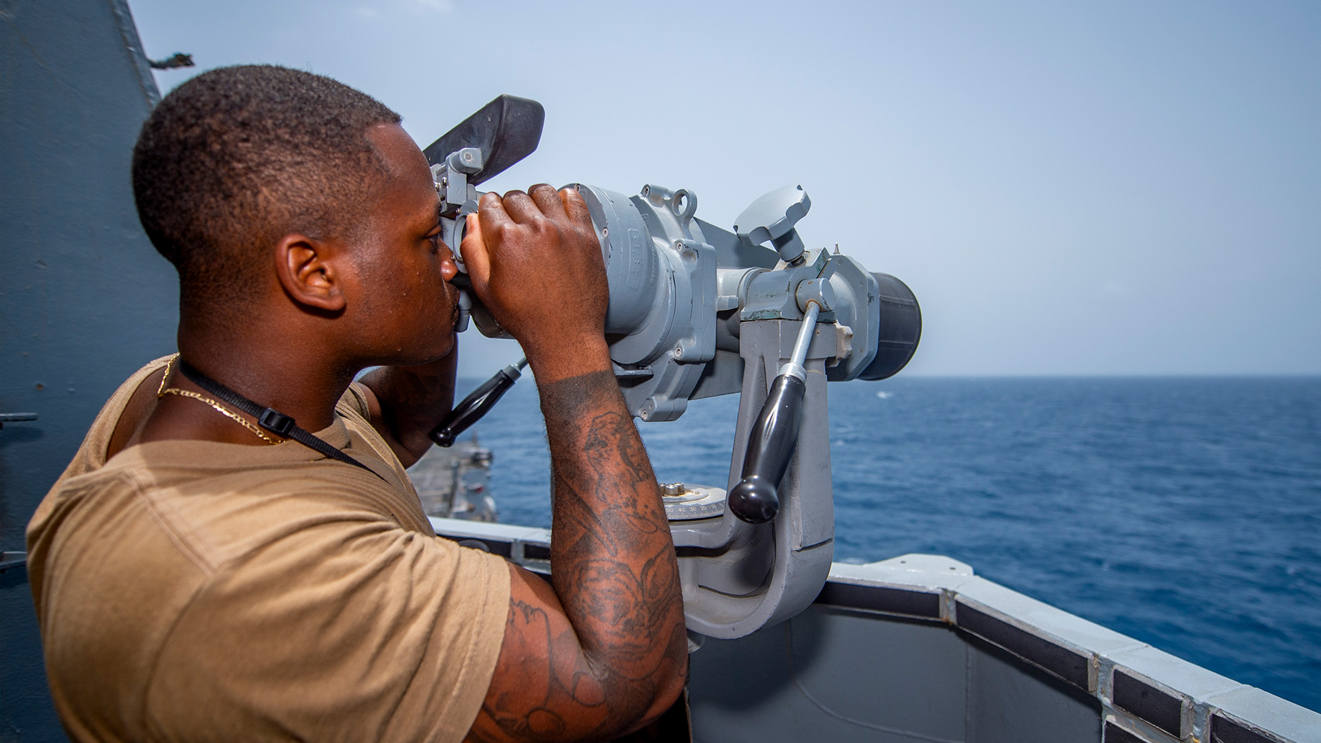 U.S. Navy shares photo of Bowling Green sailor serving in Gulf of Oman ...