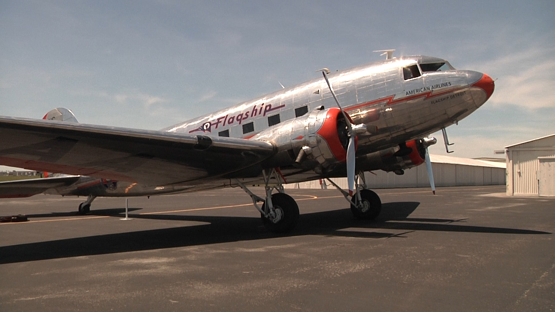 Historic Aircraft Makes Its Way To South Central Kentucky Rides