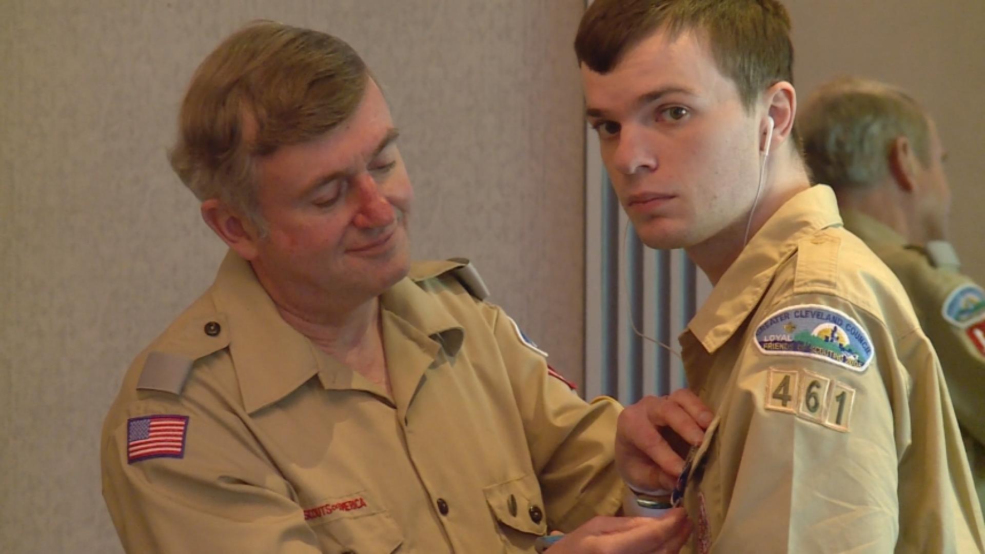 Autistic boy earns scouting's highest rank - WNKY News 40 Television