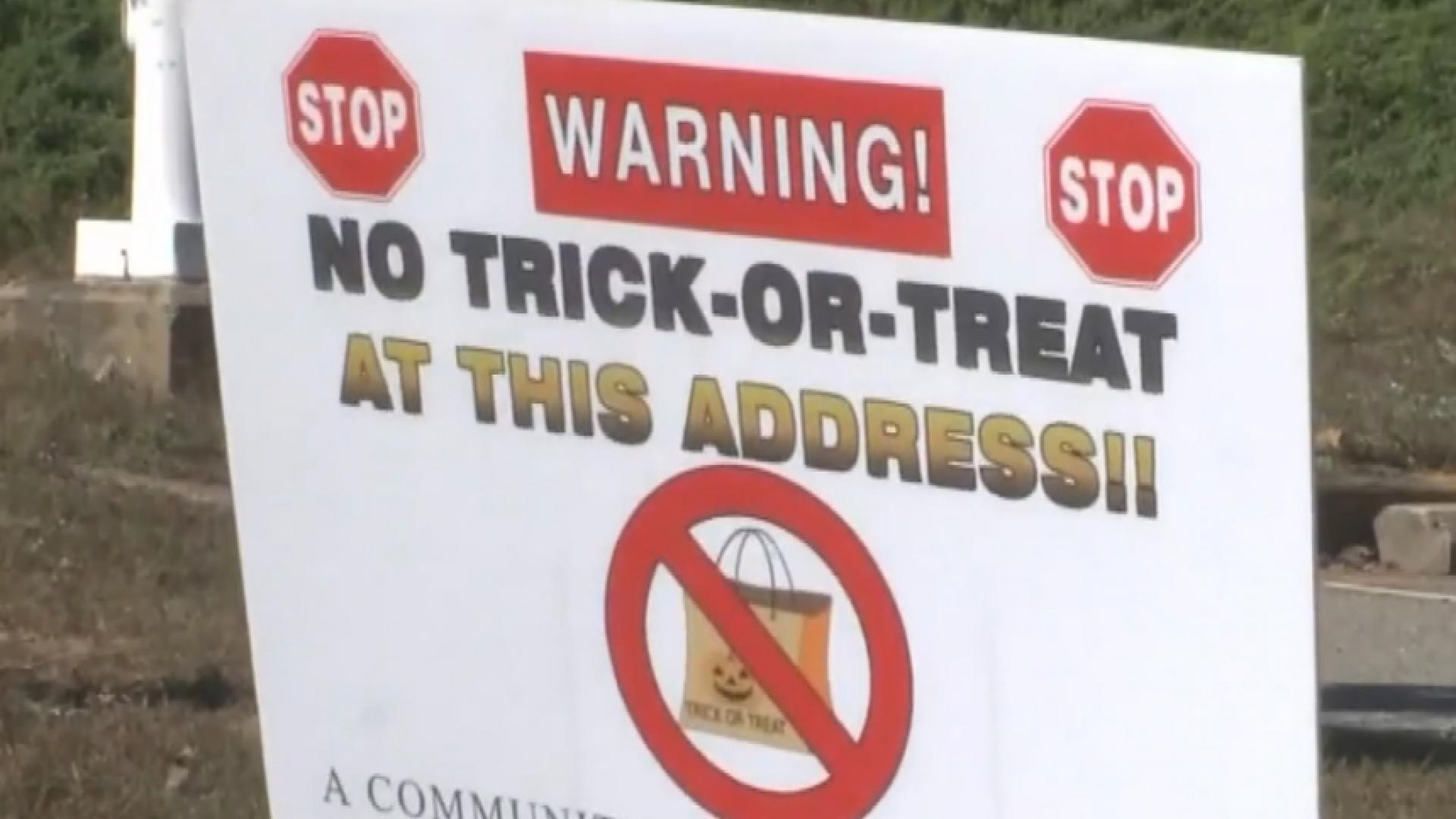 Sex Offenders Sue To Block Halloween Signs Wnky News 40 Television