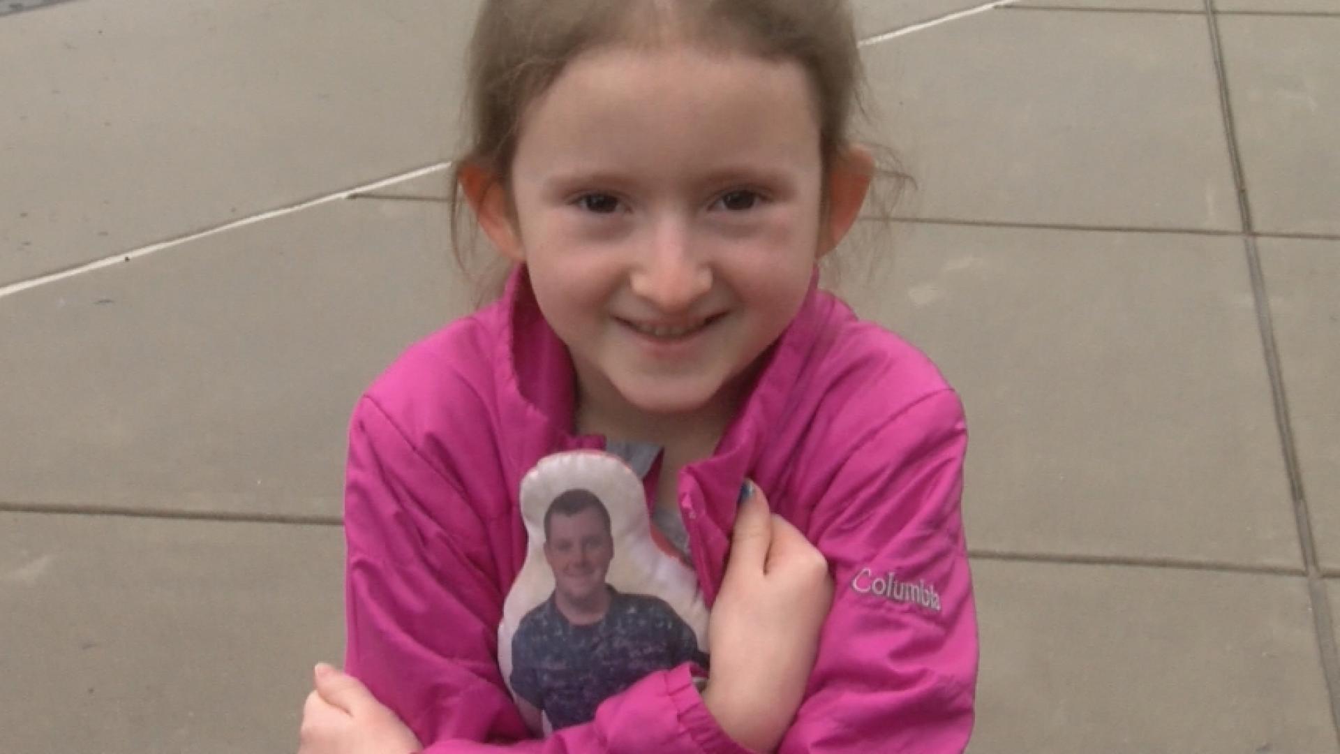 Daddy Doll Comes Home Wnky News 40 Television