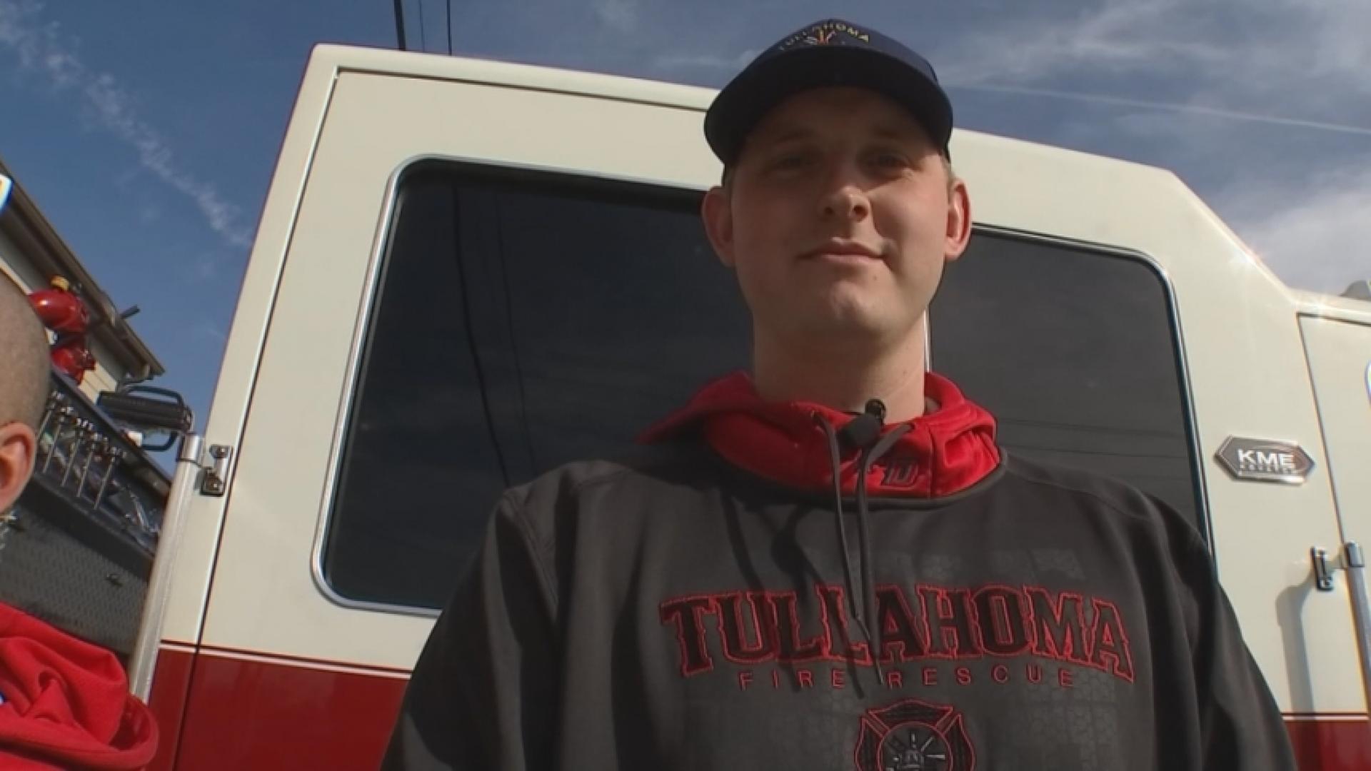 No Ladders Needed: World's Tallest Firefighter - WNKY News 40 Television
