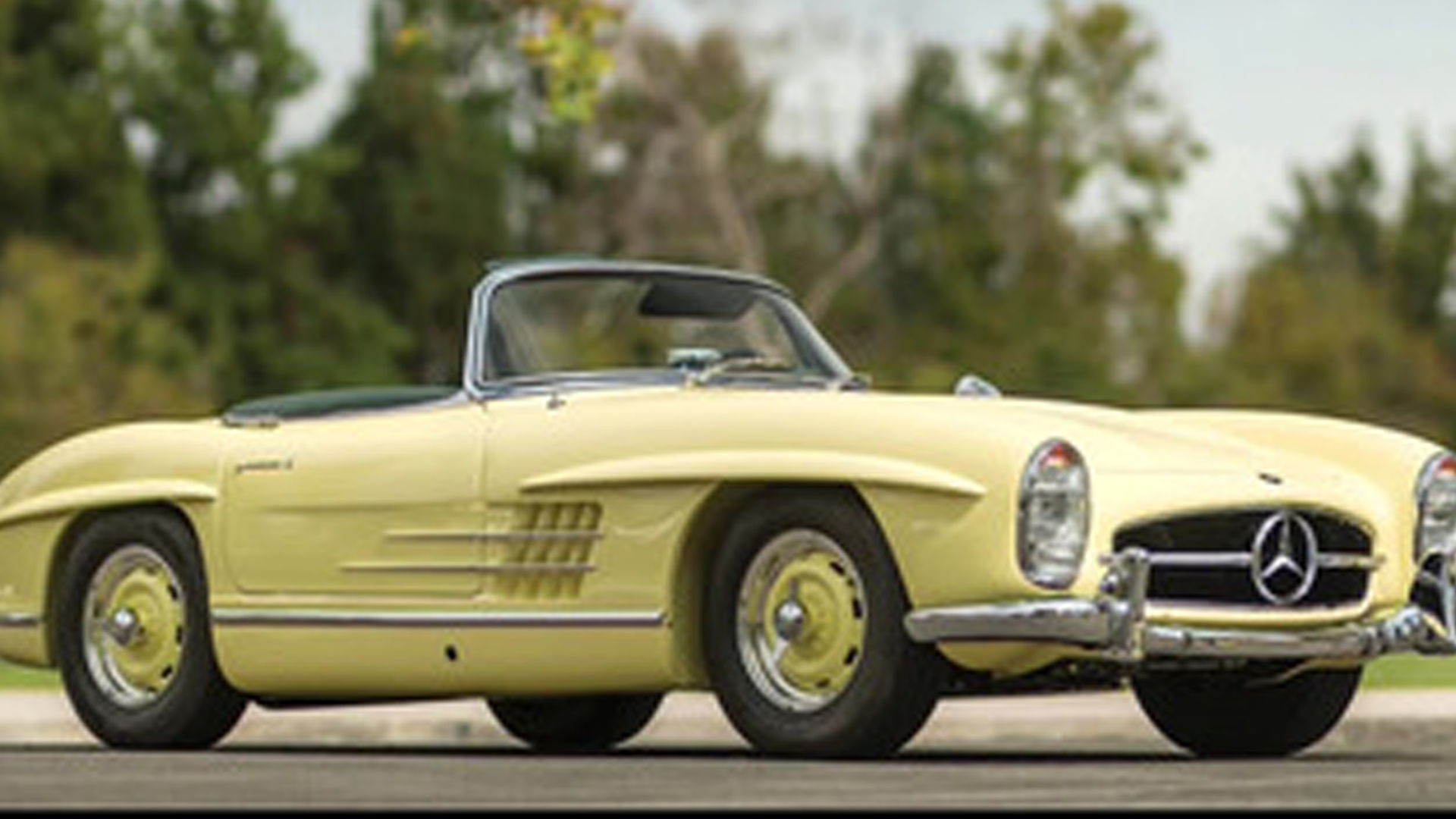 Rusty Mercedes sells for $800,000 - WNKY News 40 Television