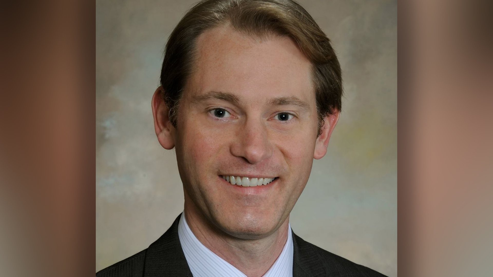 Kentucky photo ID bill backed by top election official - WNKY News 40 ...