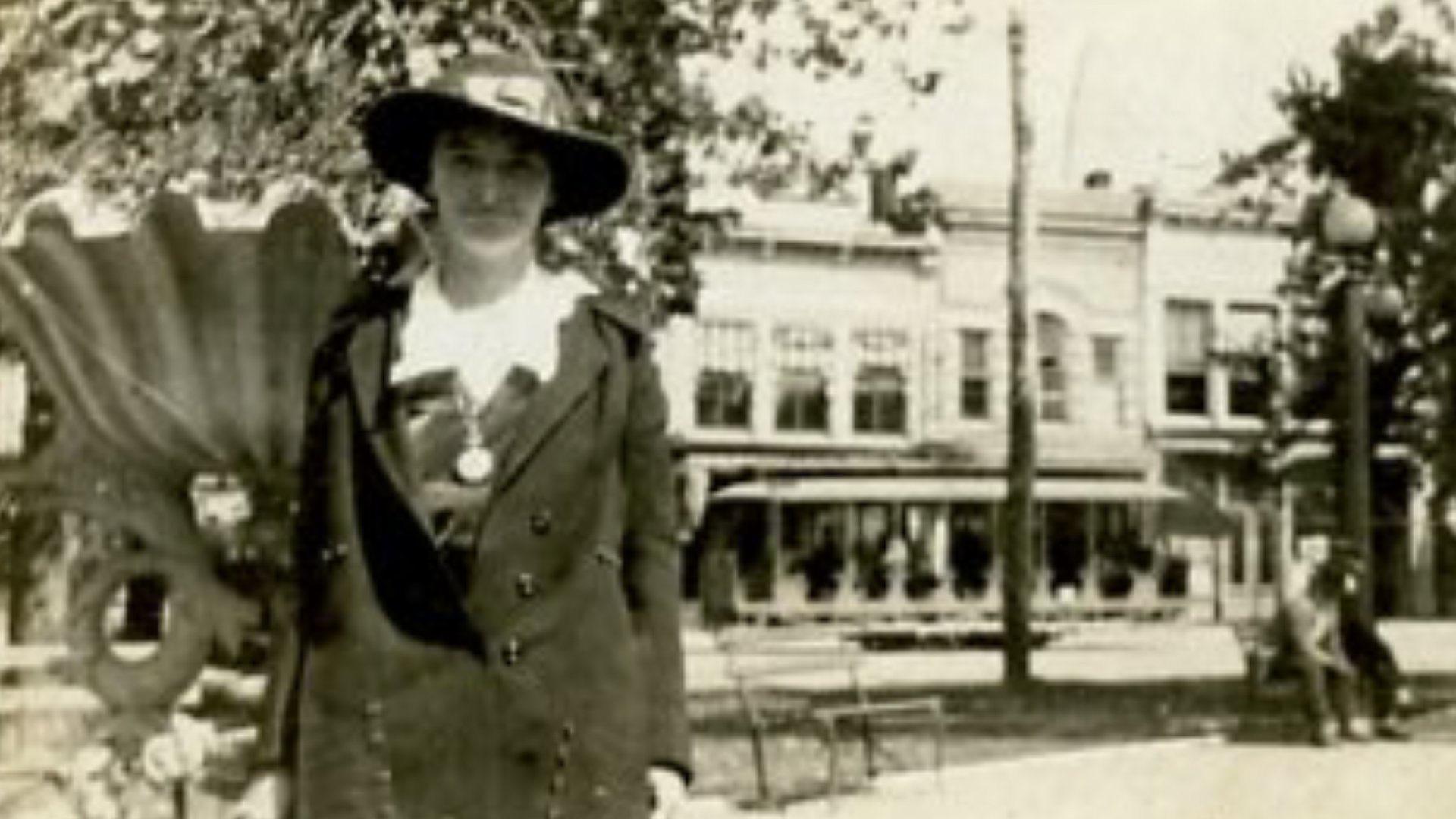 Throwback Thursday - The Heart of Downtown Bowling Green in 1920 - WNKY ...