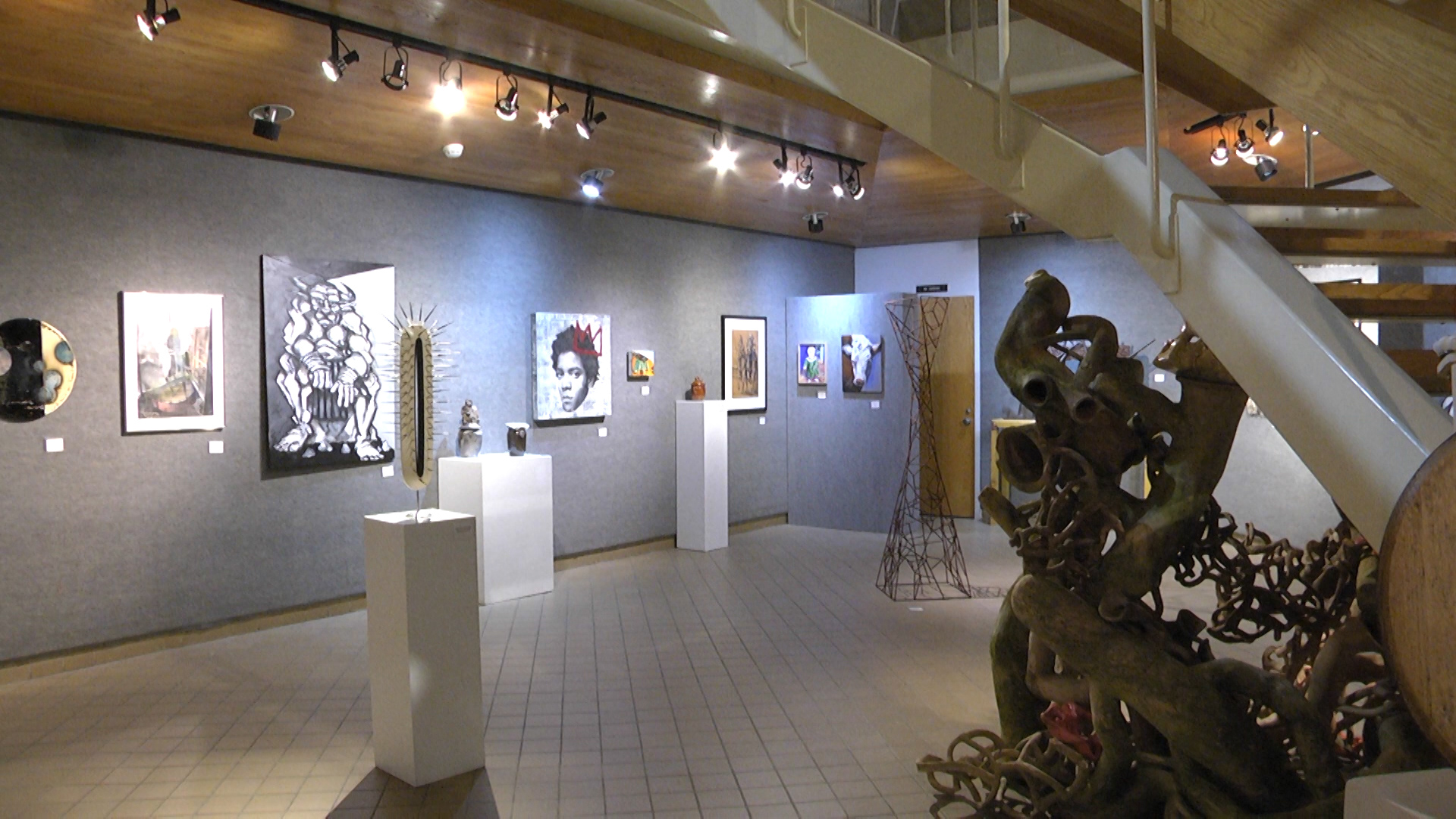 New WKU art exhibit showcases work from alumni - WNKY News 40 Television