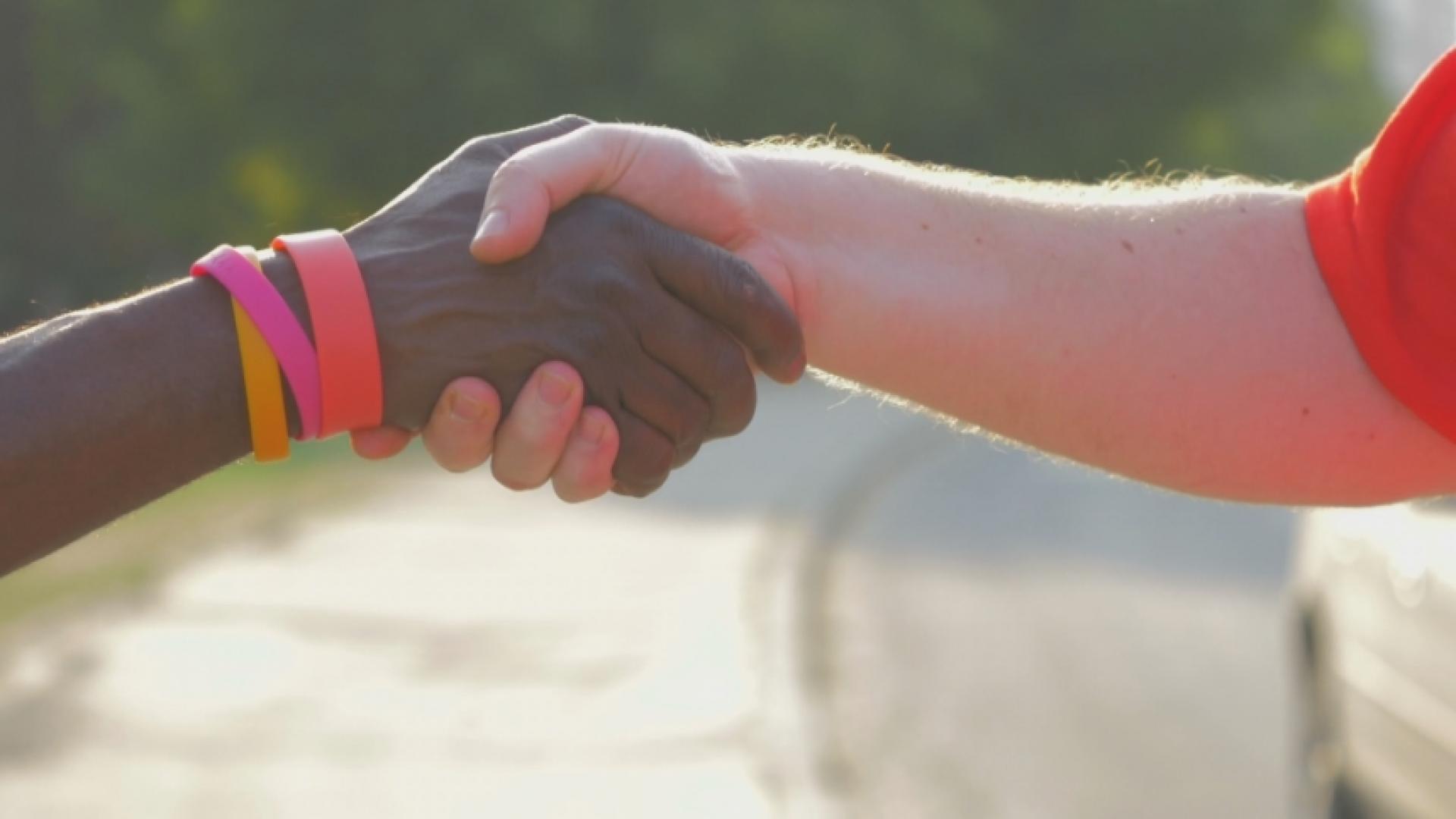 Social Distancing: The New Normal - WNKY News 40 Television