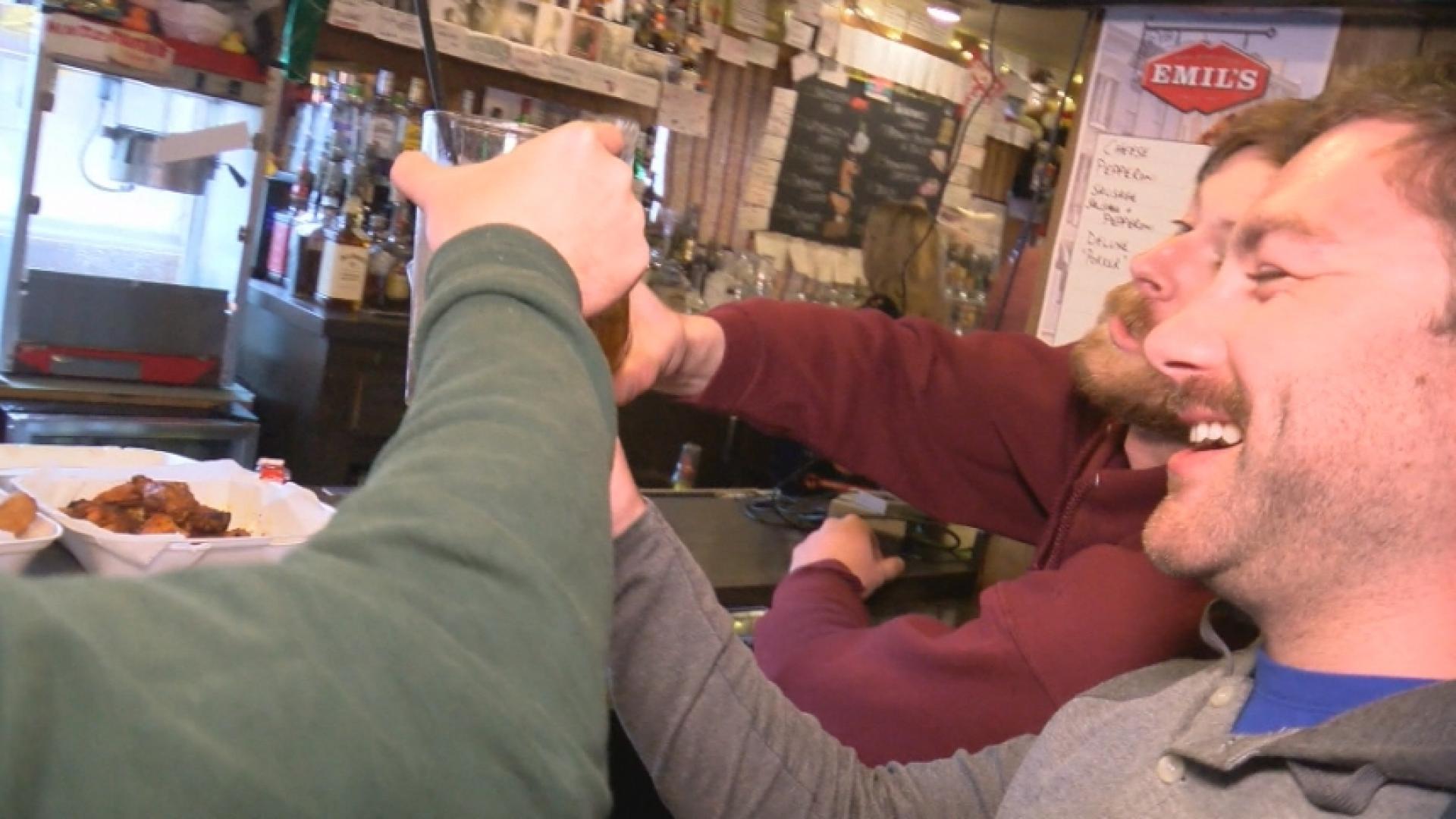 Bars open hours after Wisconsin ruling - WNKY News 40 Television