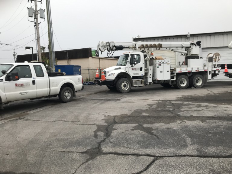 Warren RECC crews leave to help hurricane-battered Louisiana - WNKY ...
