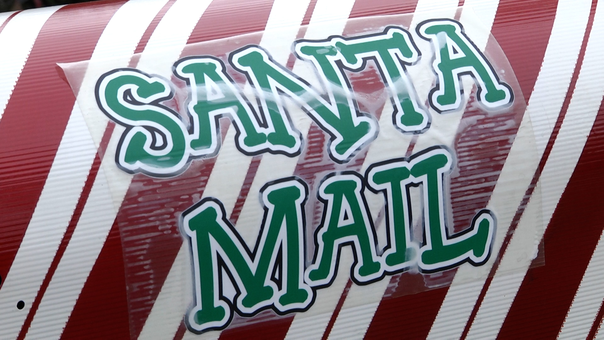 Get your letter to Santa using Santa's mailbox - WNKY News 40 Television