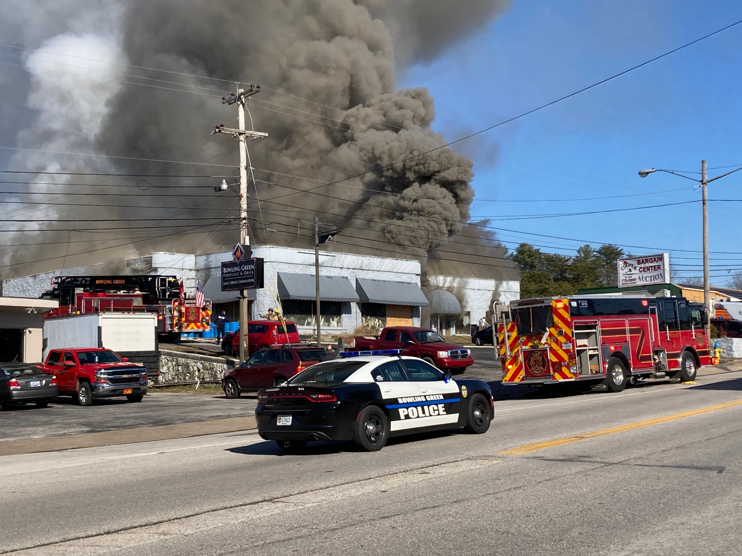 Firefighters battle large blaze on River Street - News 40 | WNKY Television