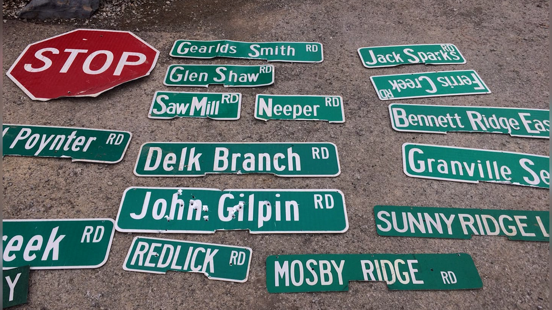 Man arrested, charged with theft of road signs - WNKY News 40 Television