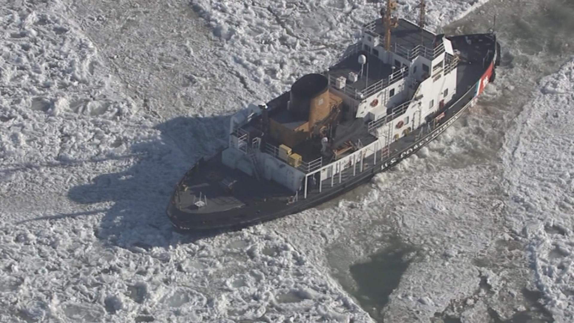 Ice Breakers Deploy To Combat Michigan Flooding - WNKY News 40 Television