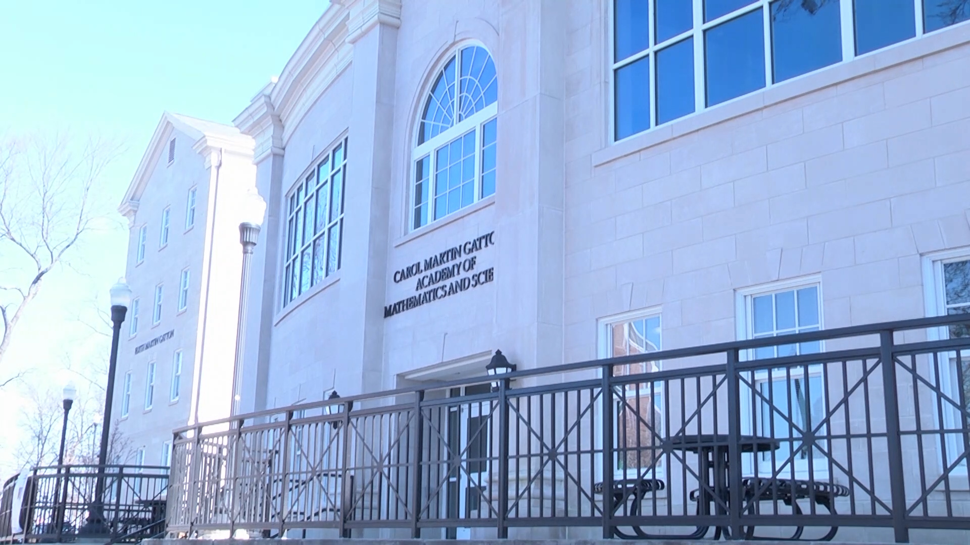 Gatton Academy seniors recognized for academic achievement - WNKY News ...