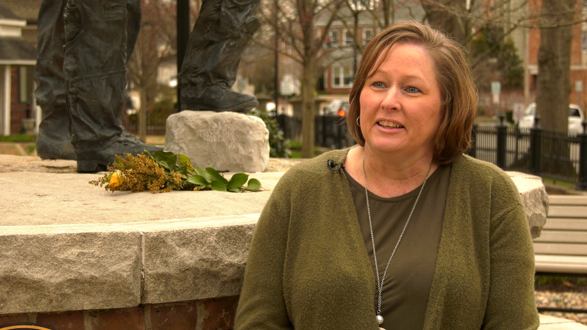 Voices of Honor - Angela Skinner - WNKY News 40 Television