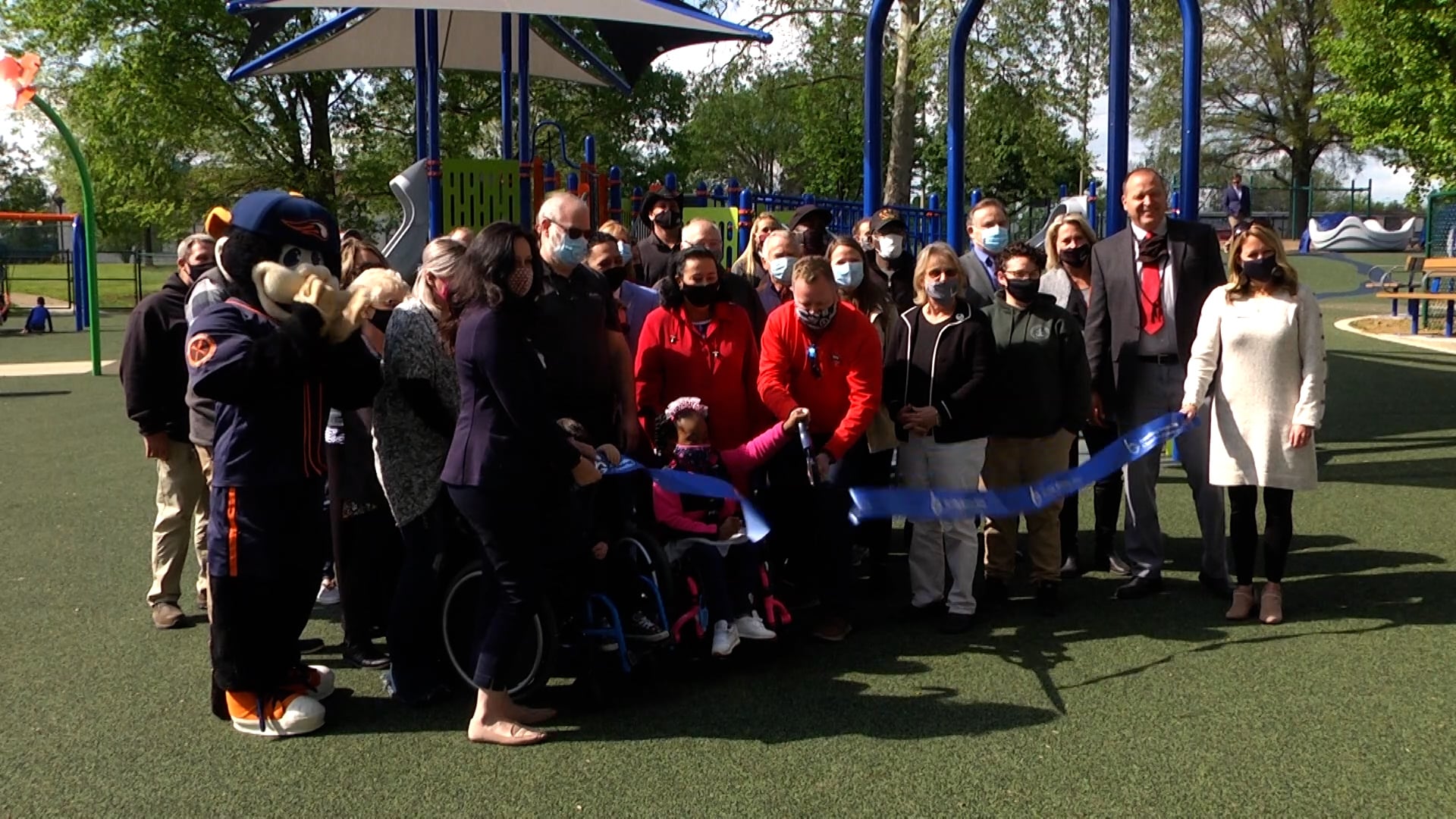 Inclusive playground at Roland Bland Park officially opens - WNKY News ...