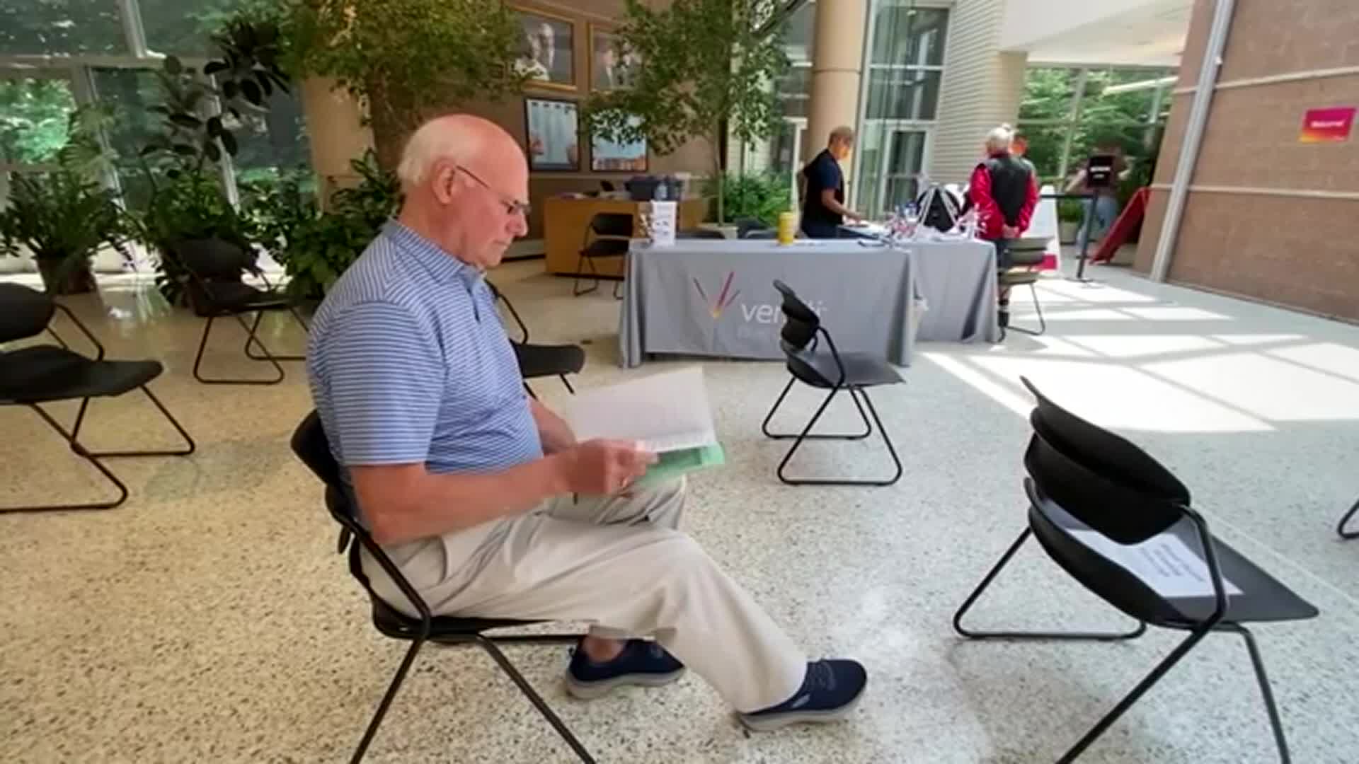 Wisconsin: Super blood donor reaches 10 gallon milestone - WNKY News 40 ...