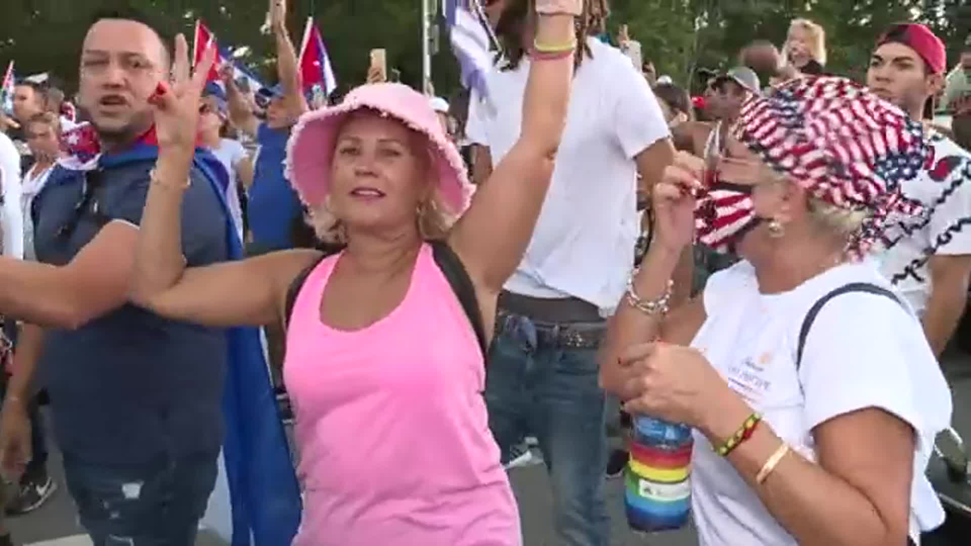 Florida: Cuban-Americans rally in Tampa - WNKY News 40 Television