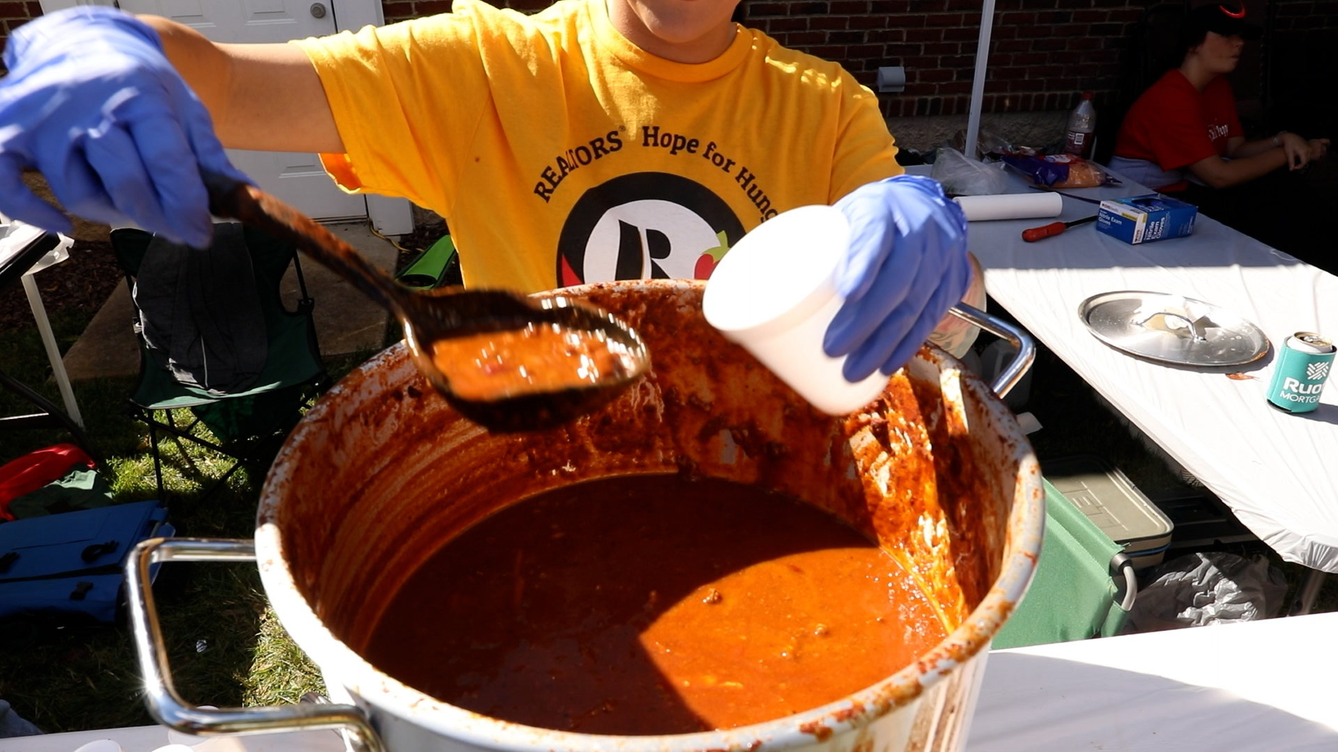 Chili Cook-off raises money and dazzles taste buds - WNKY News 40 ...