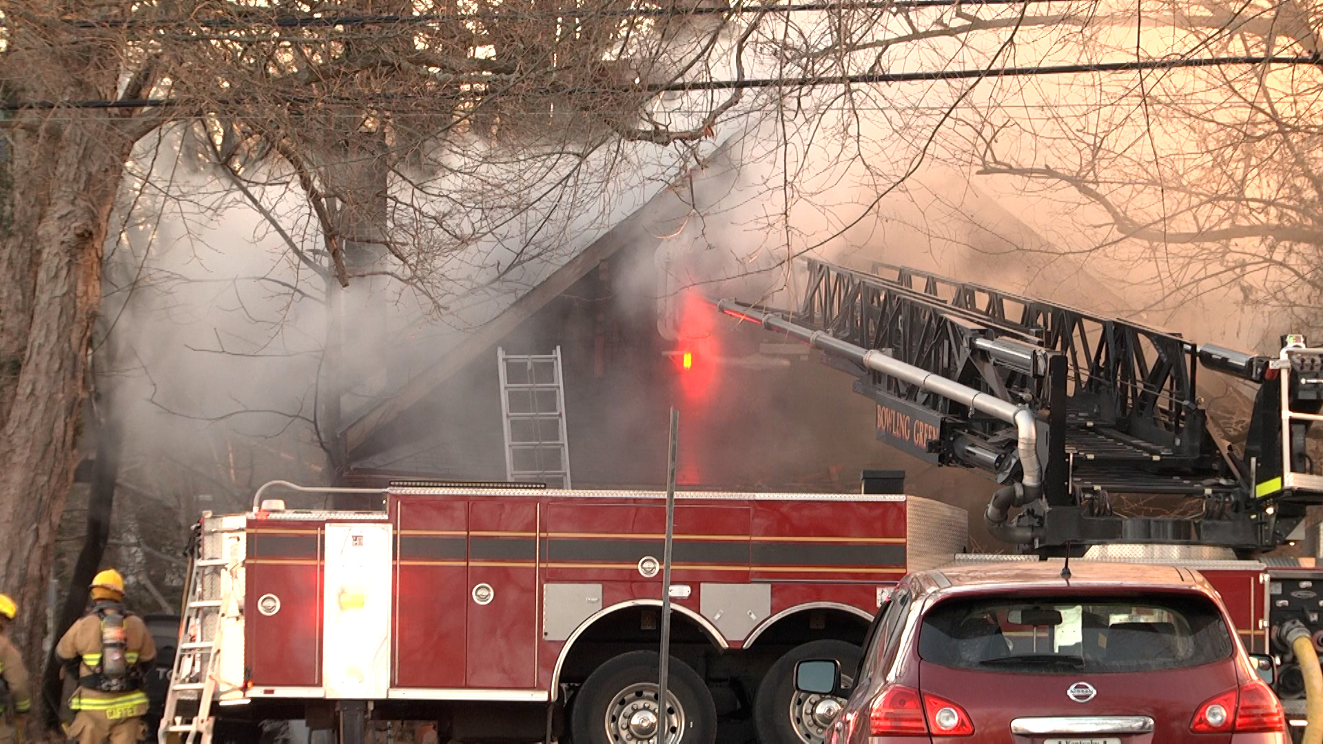 1 transported to hospital after structure fire at 12th and Park - WNKY ...