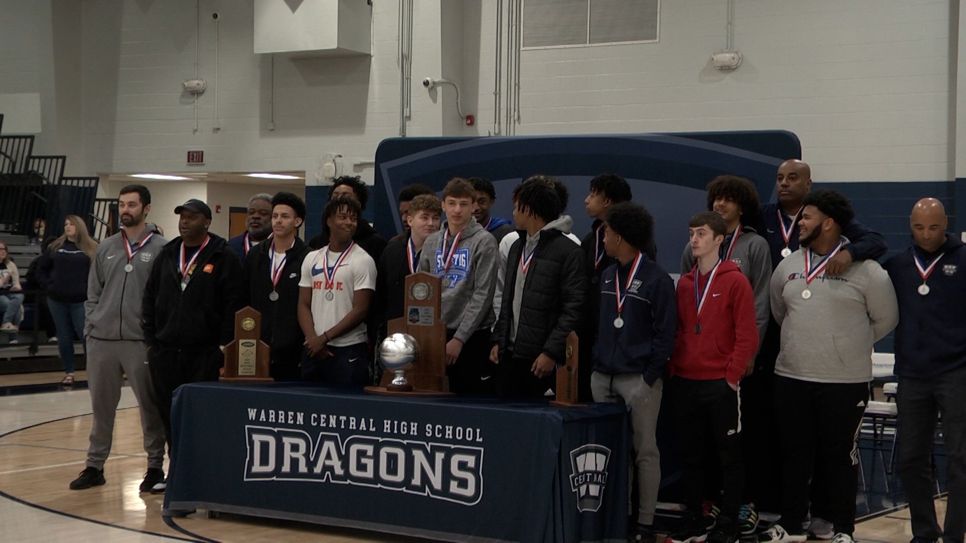 Warren Central celebrates basketball team with pep rally - WNKY News 40 ...