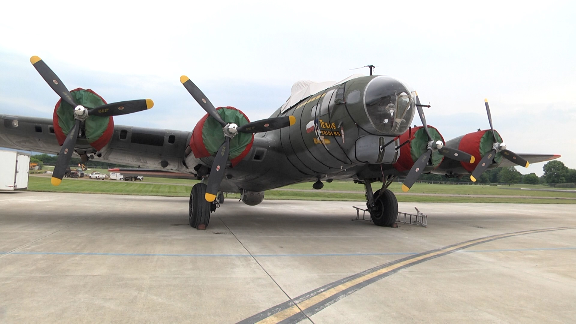 Fly in a World War II airplane...Warbird Expo in town! - WNKY News 40 ...