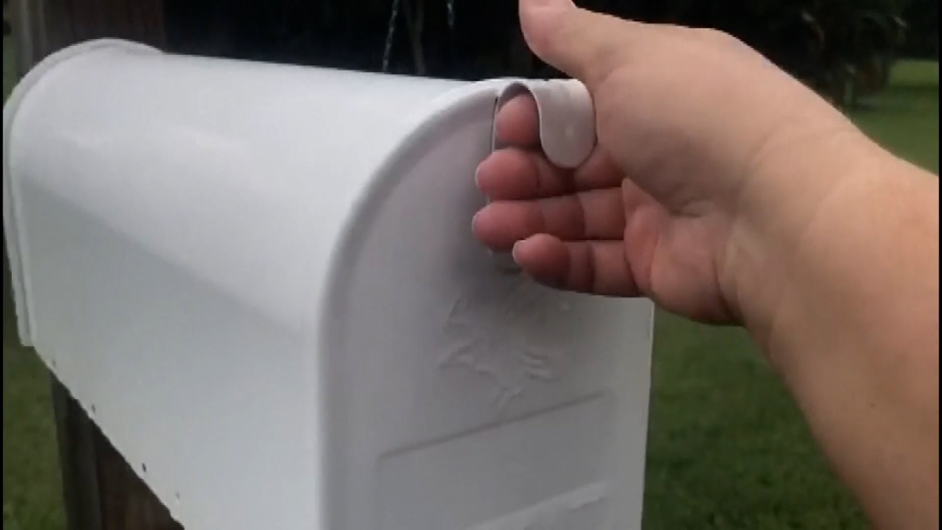 Be aware of 'mailbox pirates'- keep mail safe during holidays - WNKY ...