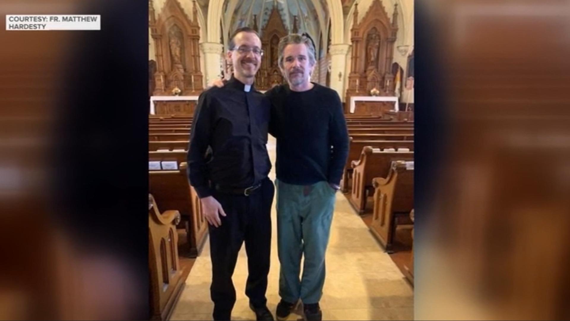 Ethan Hawke directing film 'Wildcat' in Kentucky, seeking background ... Ethan Hawke directing film 'Wildcat' in Kentucky, seeking background ...