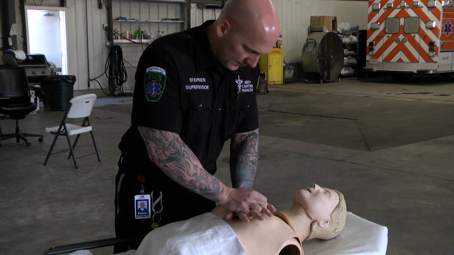 Health officials raising awareness for CPR certification - WNKY News 40 ...