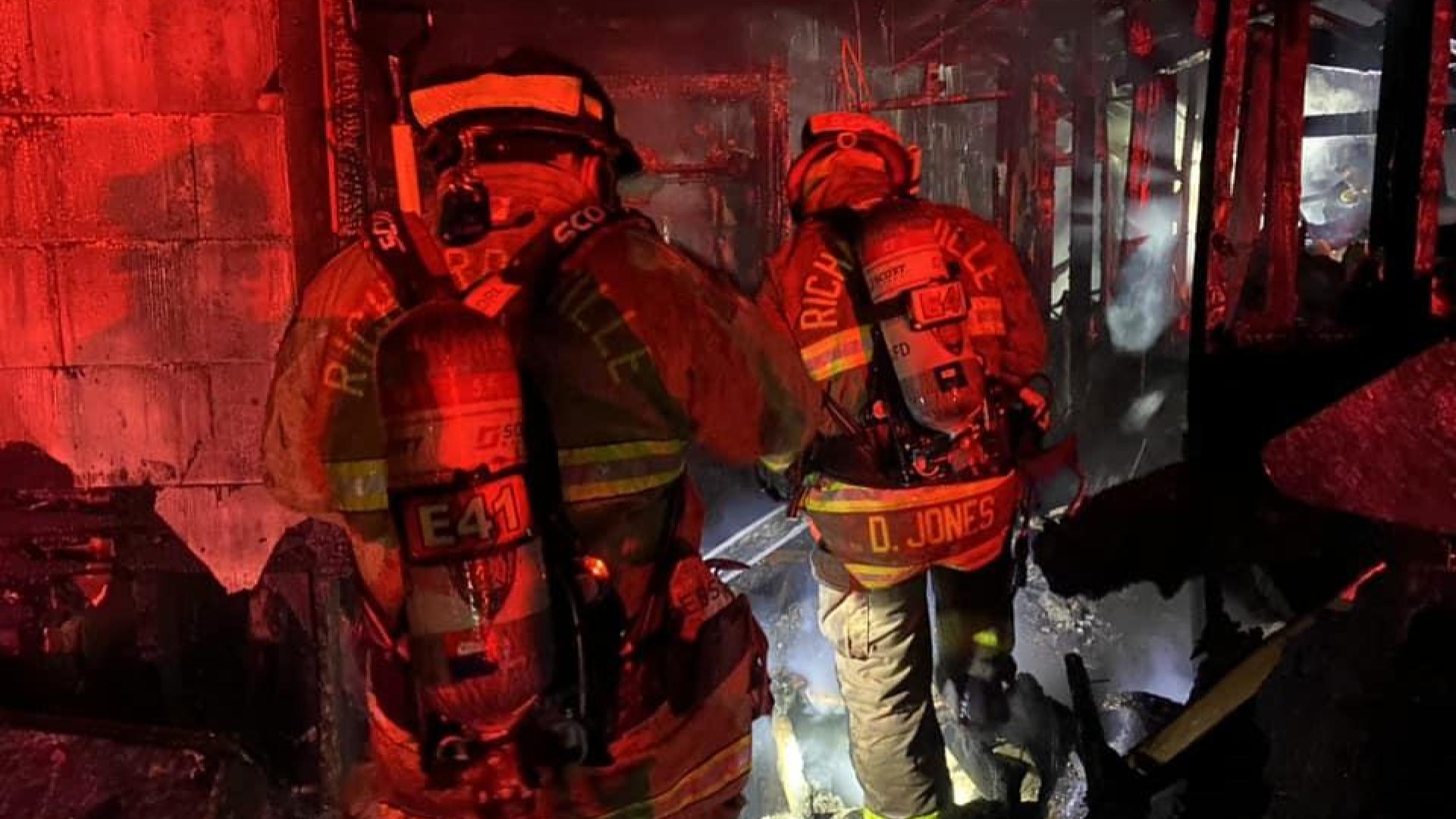 4 local fire departments send units to battle late night fire - WNKY ...