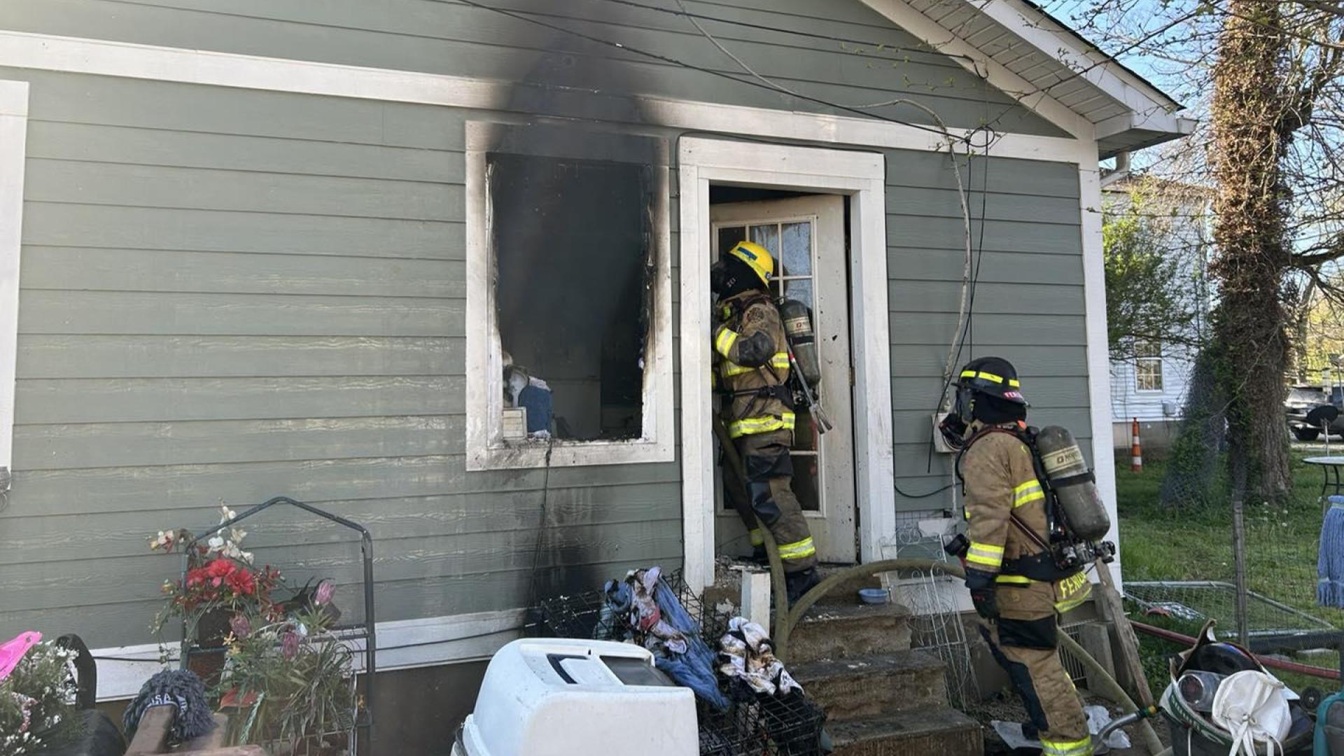 BGFD: At least 70 animals dead after early morning fire - WNKY News 40 ...