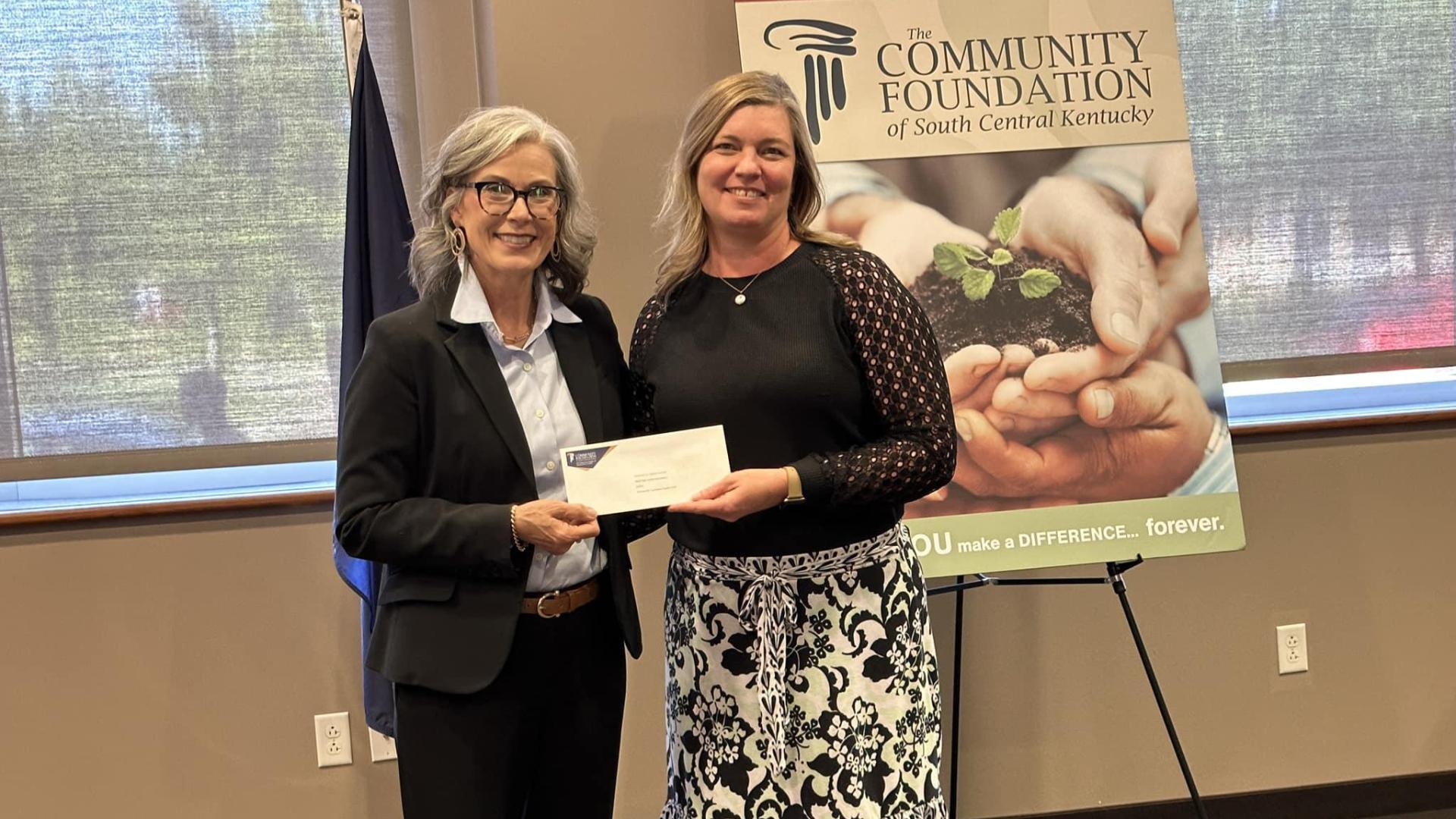 The Community Foundation presents check awards - WNKY News 40 Television