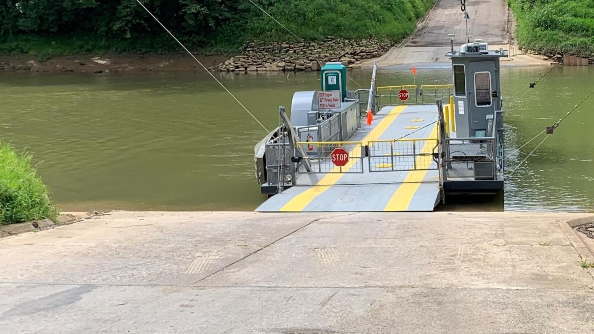 Mammoth Cave National Park reopens Green River Ferry to all vehicles ...