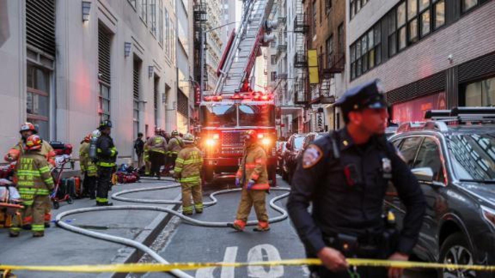 Parking garage collapses in NYC, killing 1; 5 injured - WNKY News 40 ...