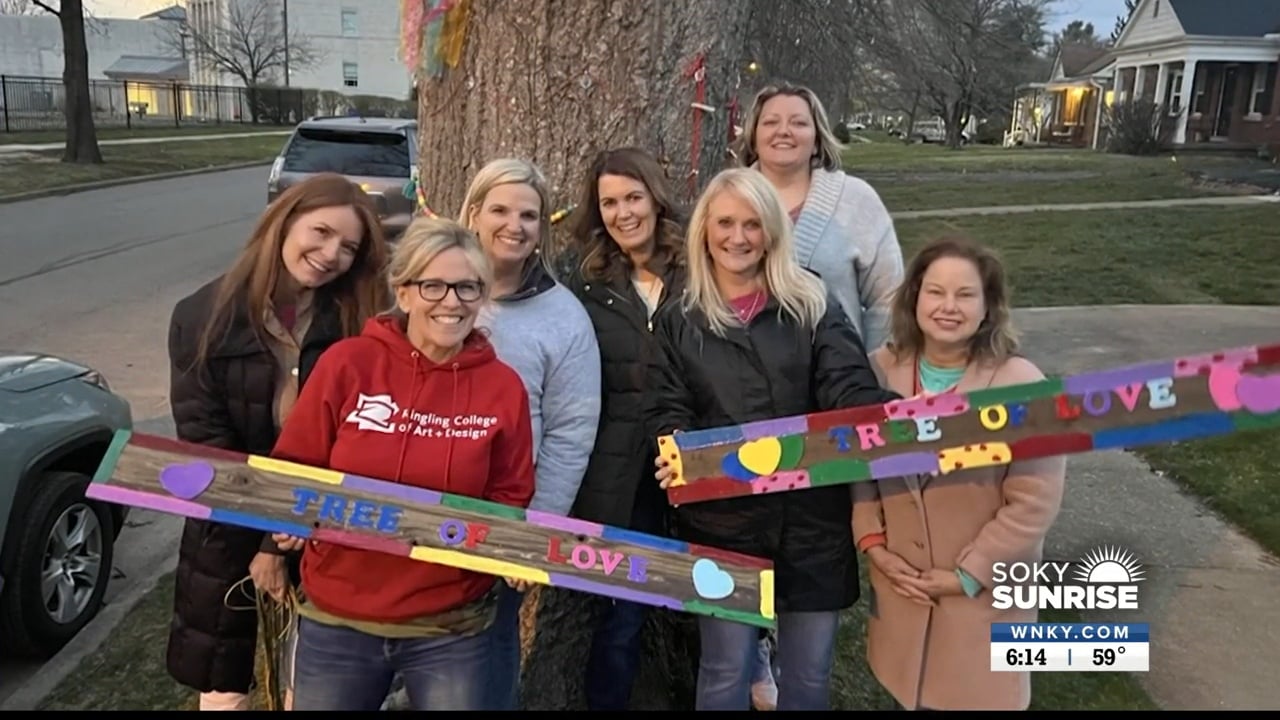 Feel Good Friday: Kentucky Tree of Love - WNKY News 40 Television