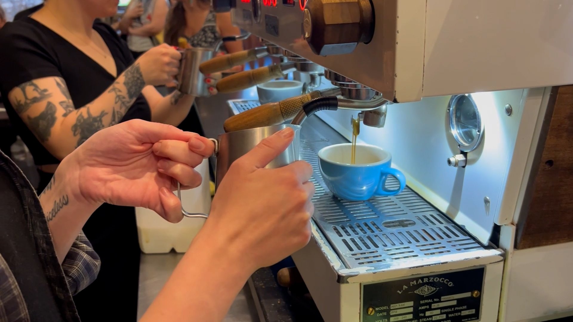 Latte art contest as Spencer's Coffee - WNKY News 40 Television