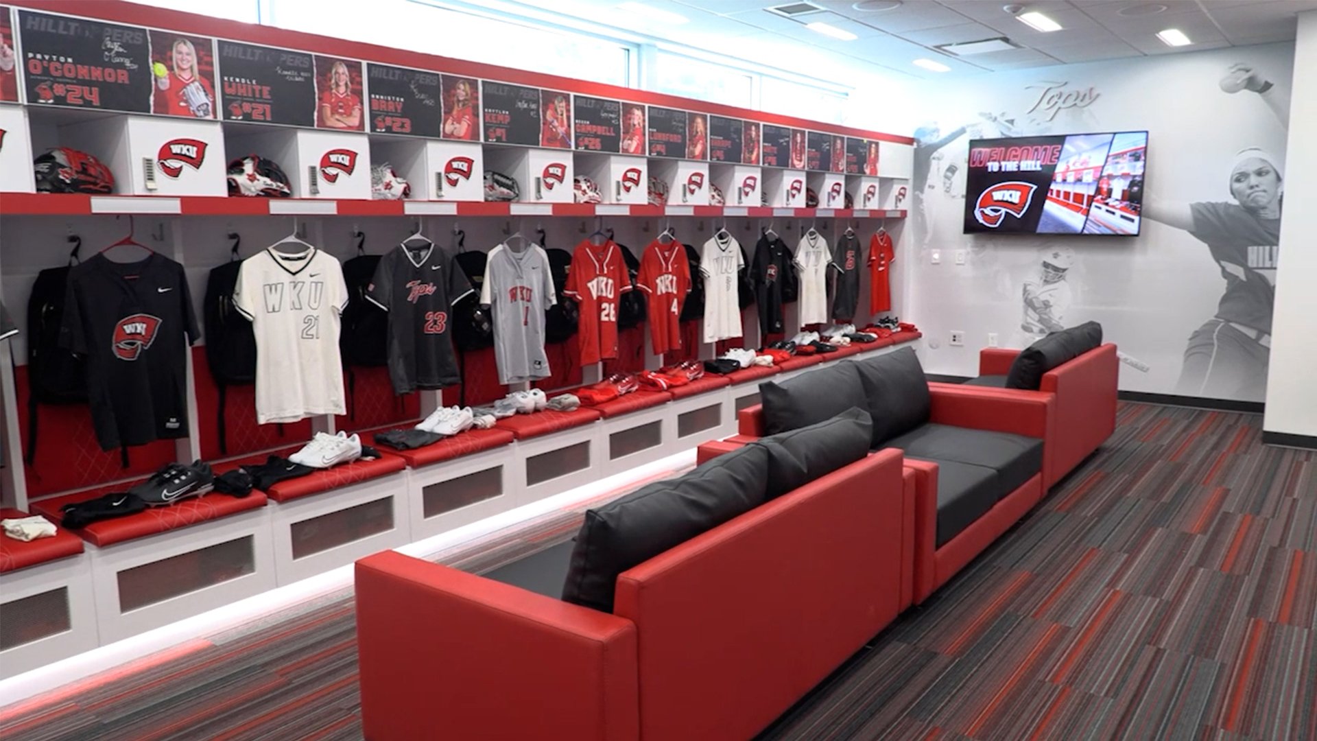 Topper Tuesday: Amy Tudor - WNKY News 40 Television