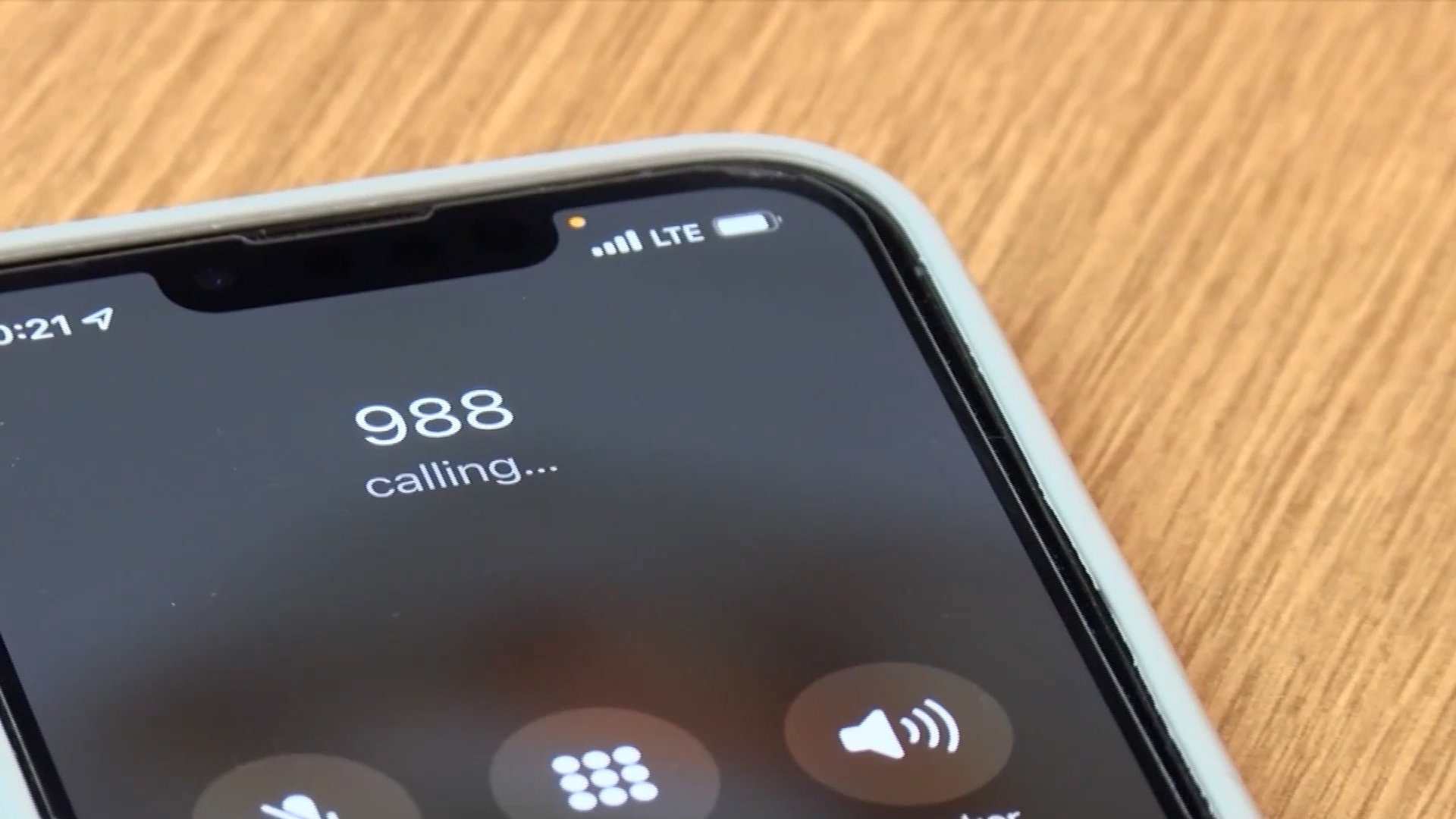 988 Crisis Hotline gets ASL support - WNKY News 40 Television