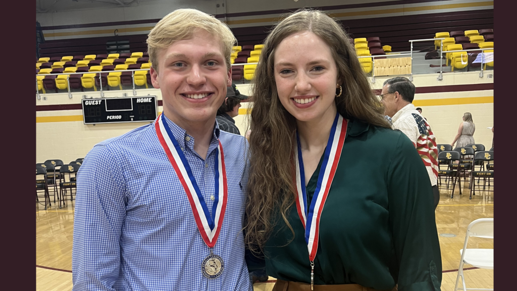 Barren students receive Ronald Reagan Medal for Leadership - WNKY News ...