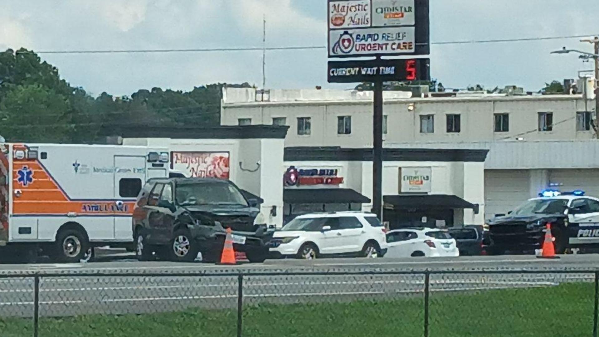 UPDATE: Weekend wreck reported on Scottsville Road - WNKY News 40 ... UPDATE: Weekend wreck reported on Scottsville Road - WNKY News 40 ...