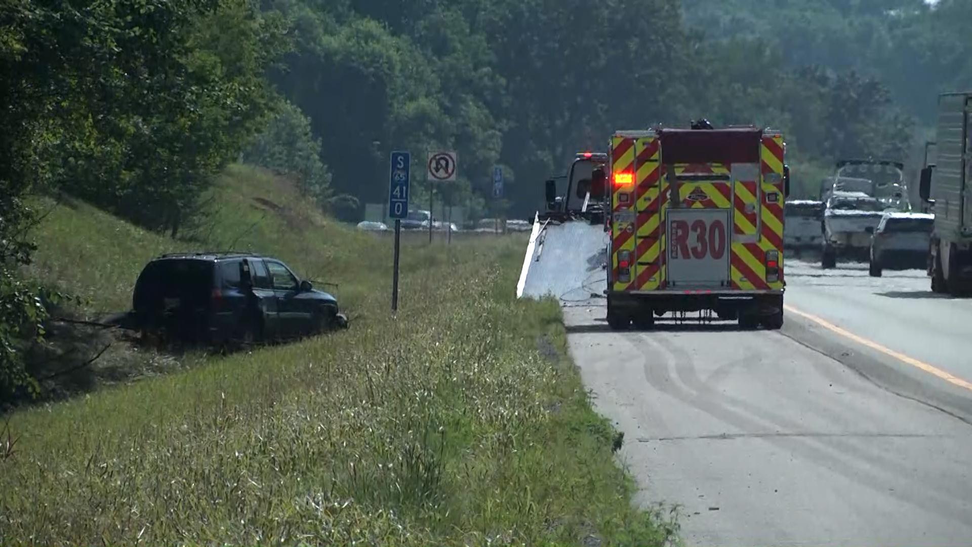 Infant ejected in single-vehicle crash in Warren County - WNKY News 40 ...