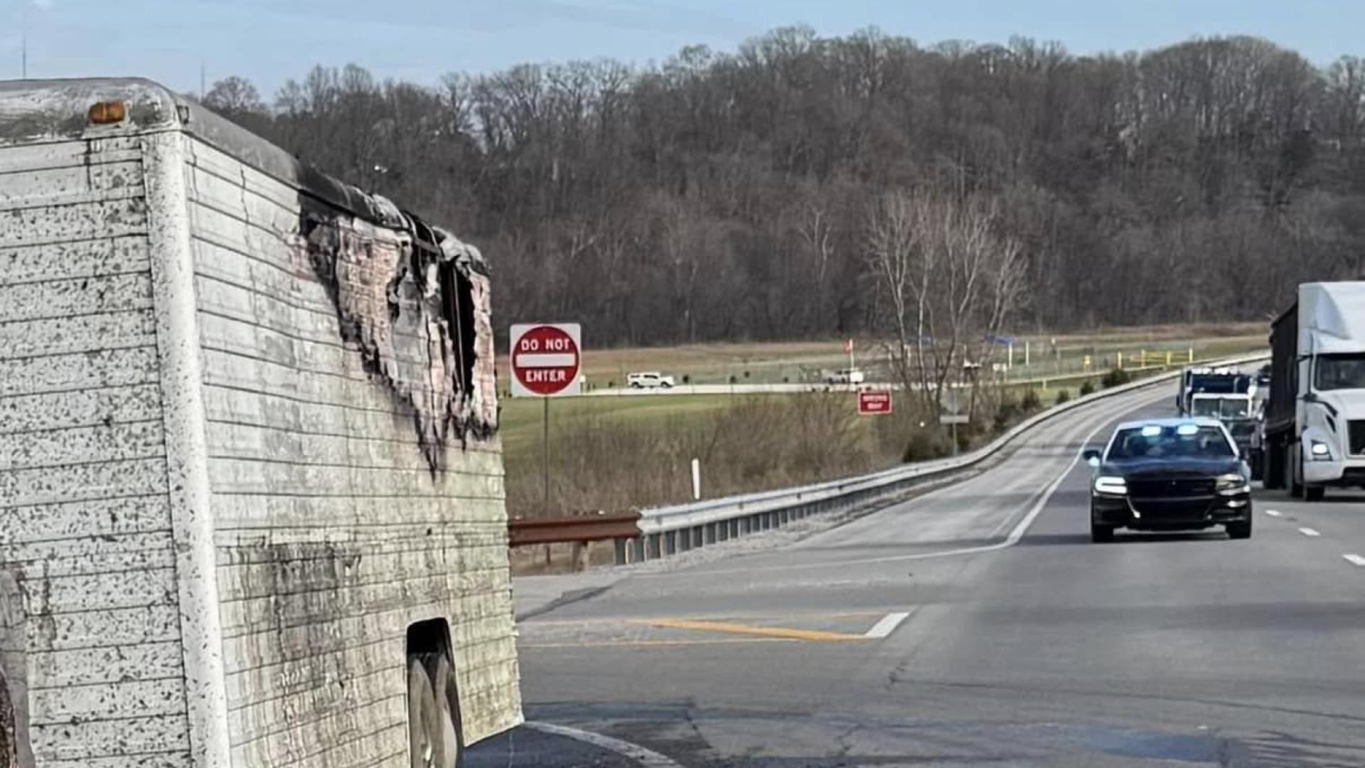 Firefighters respond to trailer fire in Bowling Green - WNKY News 40 ...