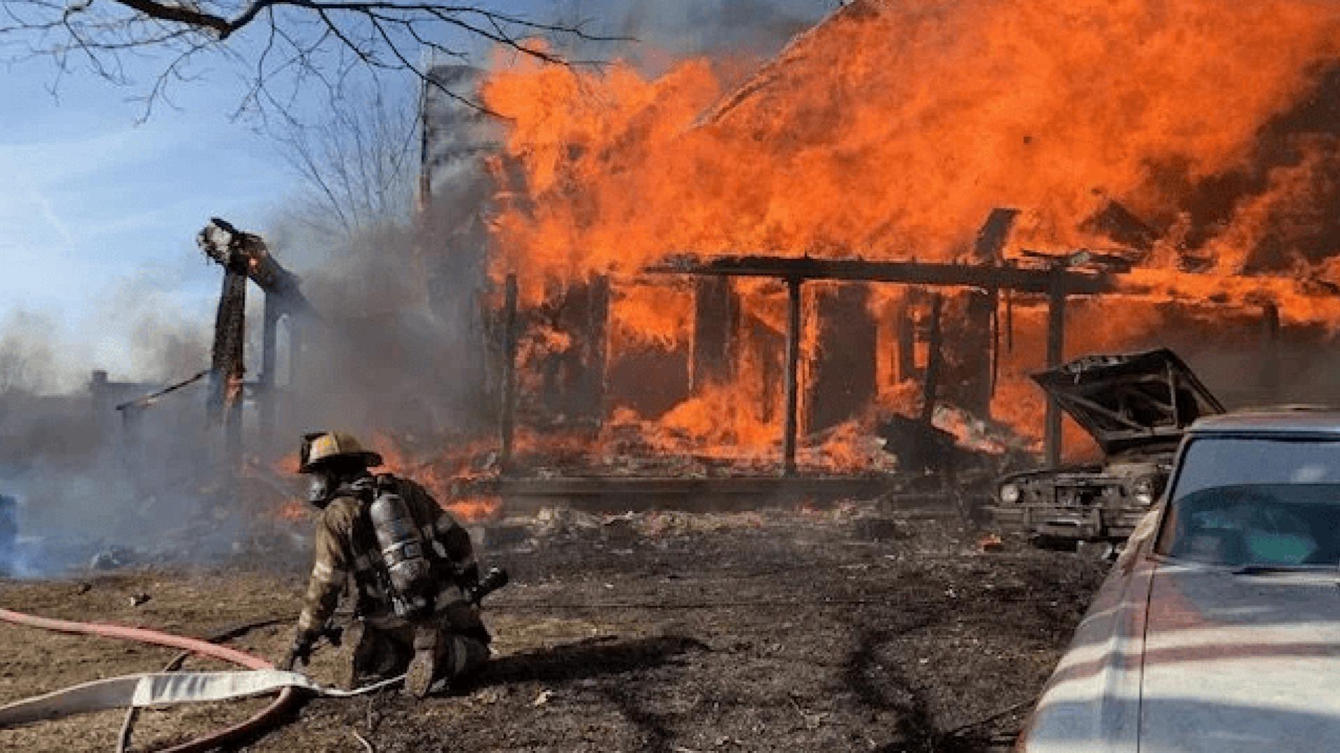 Family's house lost in Grayson County fire - WNKY News 40 Television