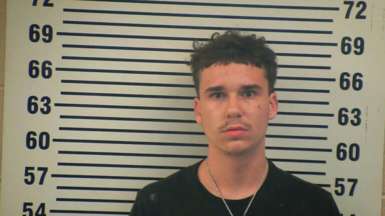 Allen Co. deputies arrest wanted Bowling Green man - WNKY News 40 ...