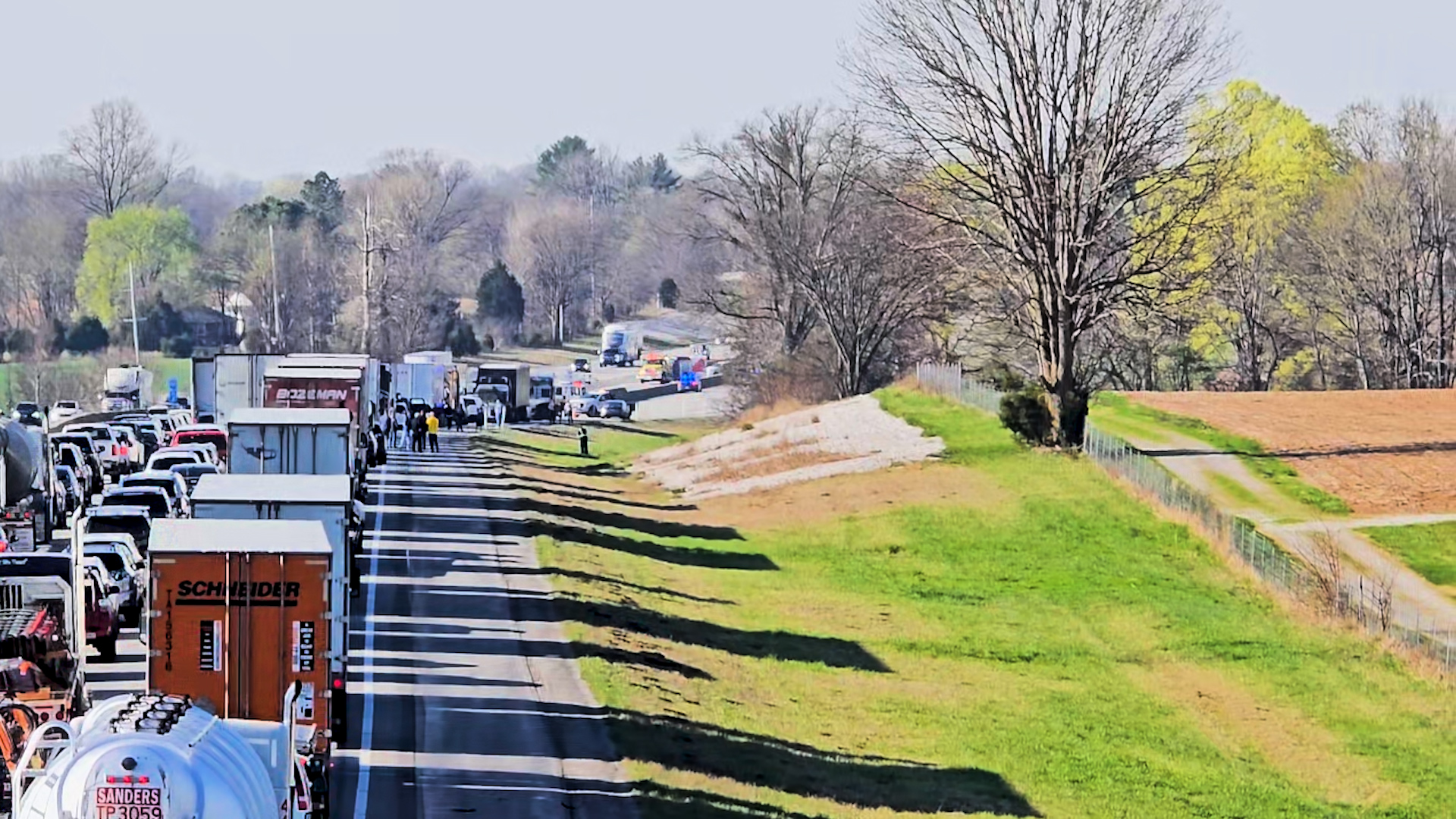 DEVELOPING: 1 flown for treatment after 3-vehicle collision on I65 ...
