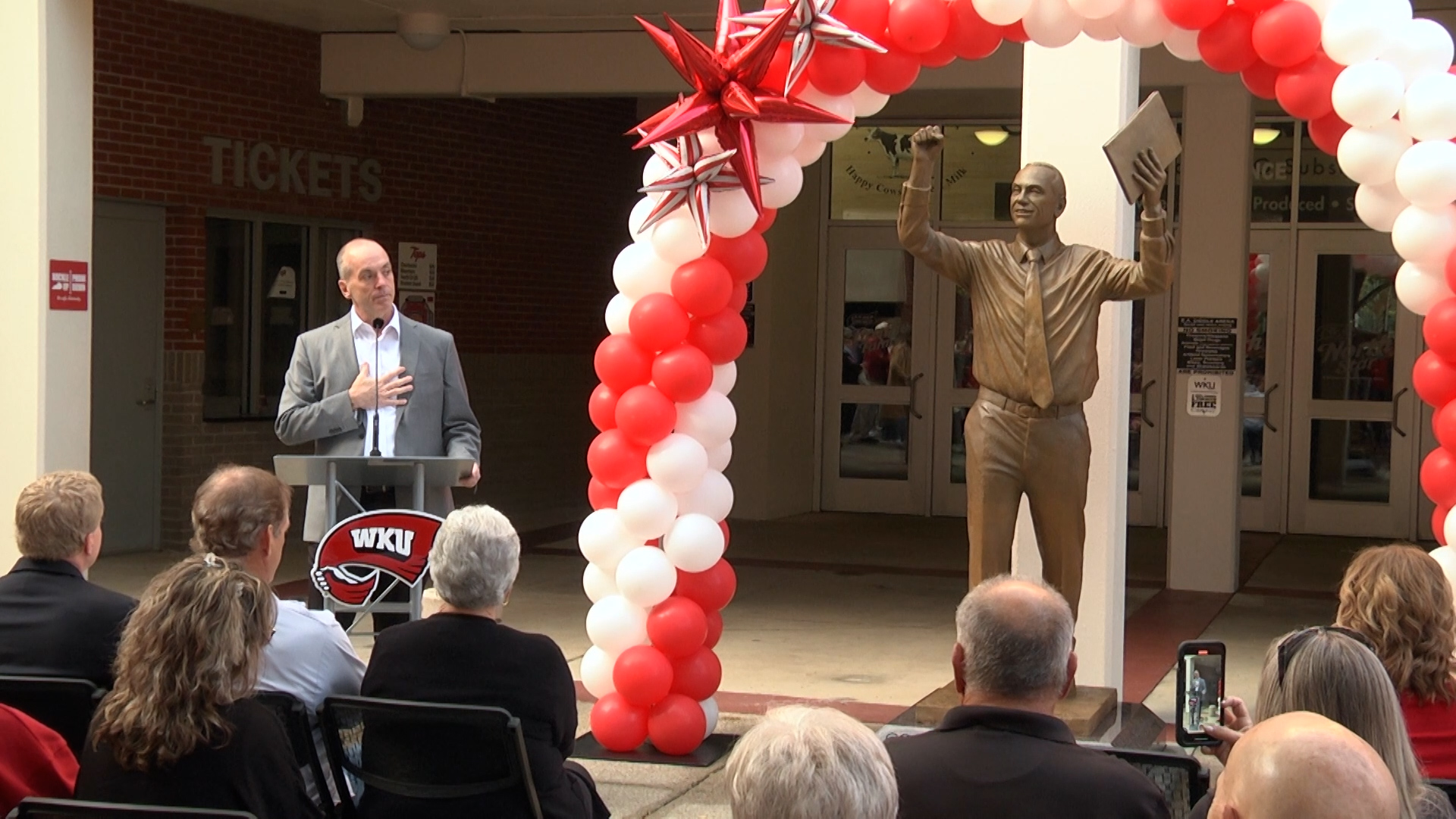 Forever on the Hill: Travis Hudson statue unveiled outside of Diddle ...