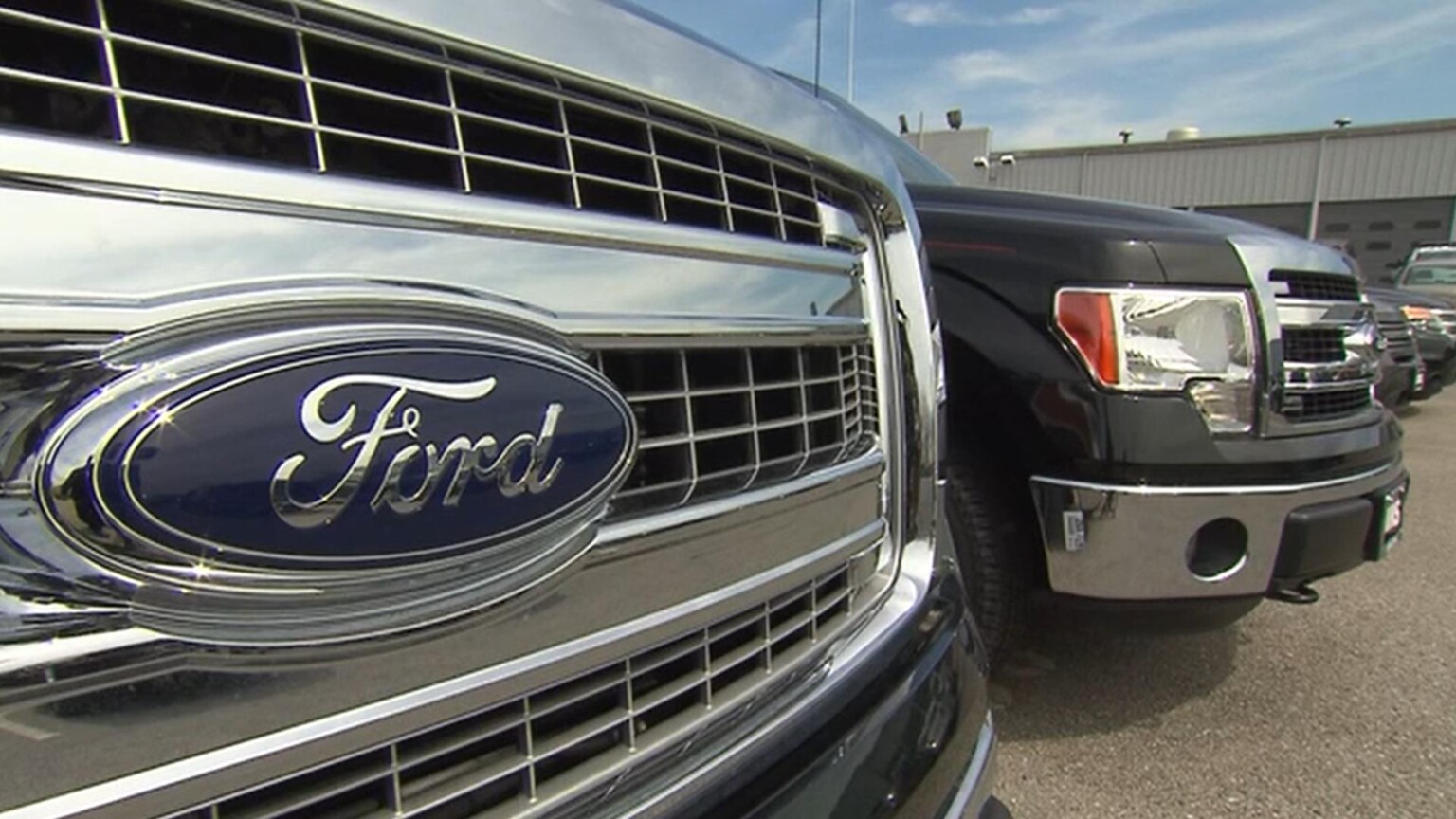 Ford Motor Company announces layoff of 1,600 battery plant employees ...